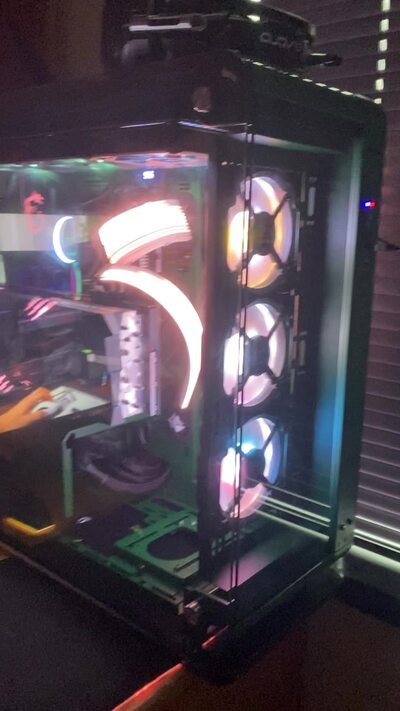 IRON MAN THEME CUSTOM PC » builds.gg
