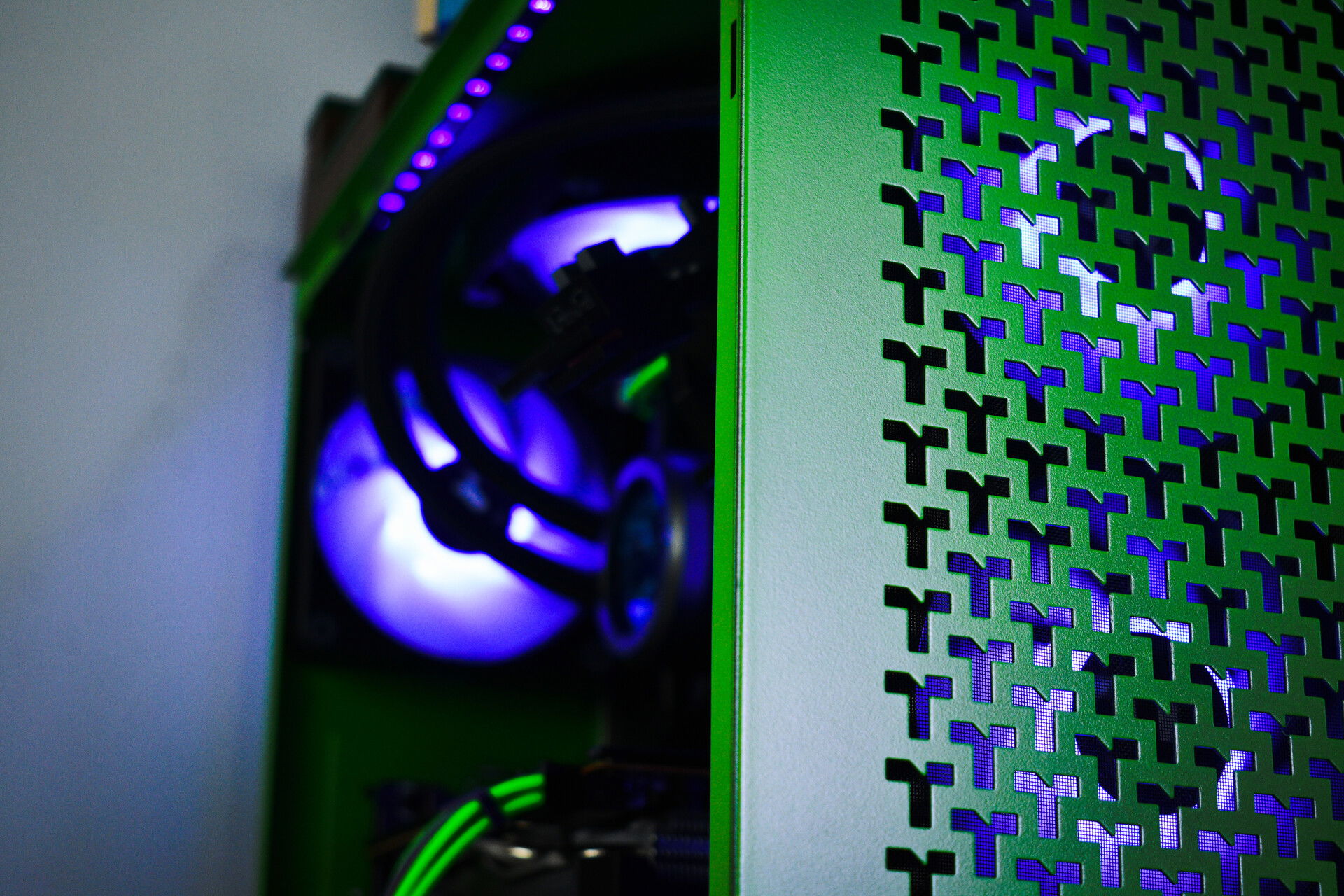 Minecraft Creeper/Ender Dragon. #BuildForLucas » builds.gg