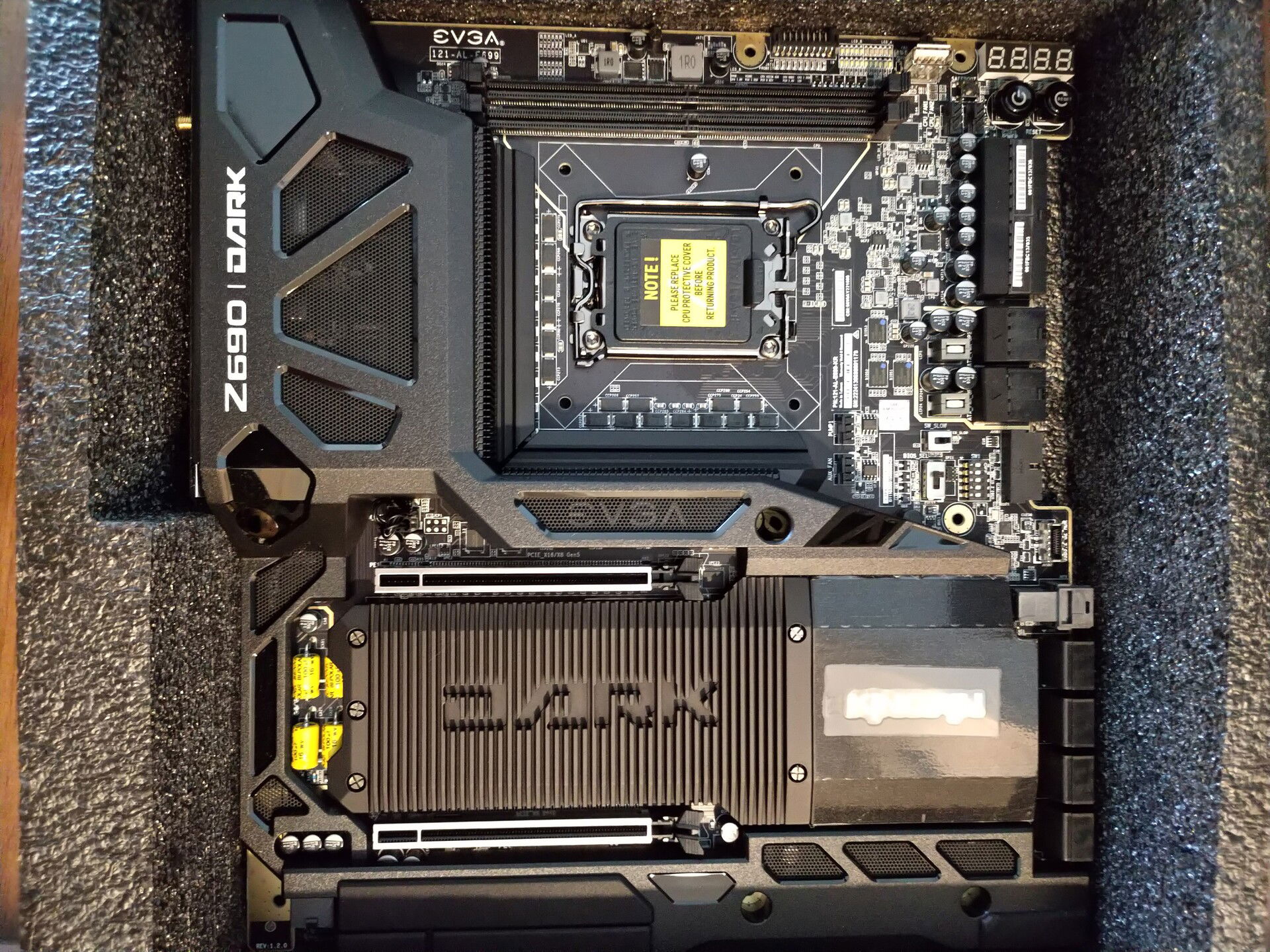 EVGA KINGPIN Tribute ~ Nightmare KP ~ » builds.gg