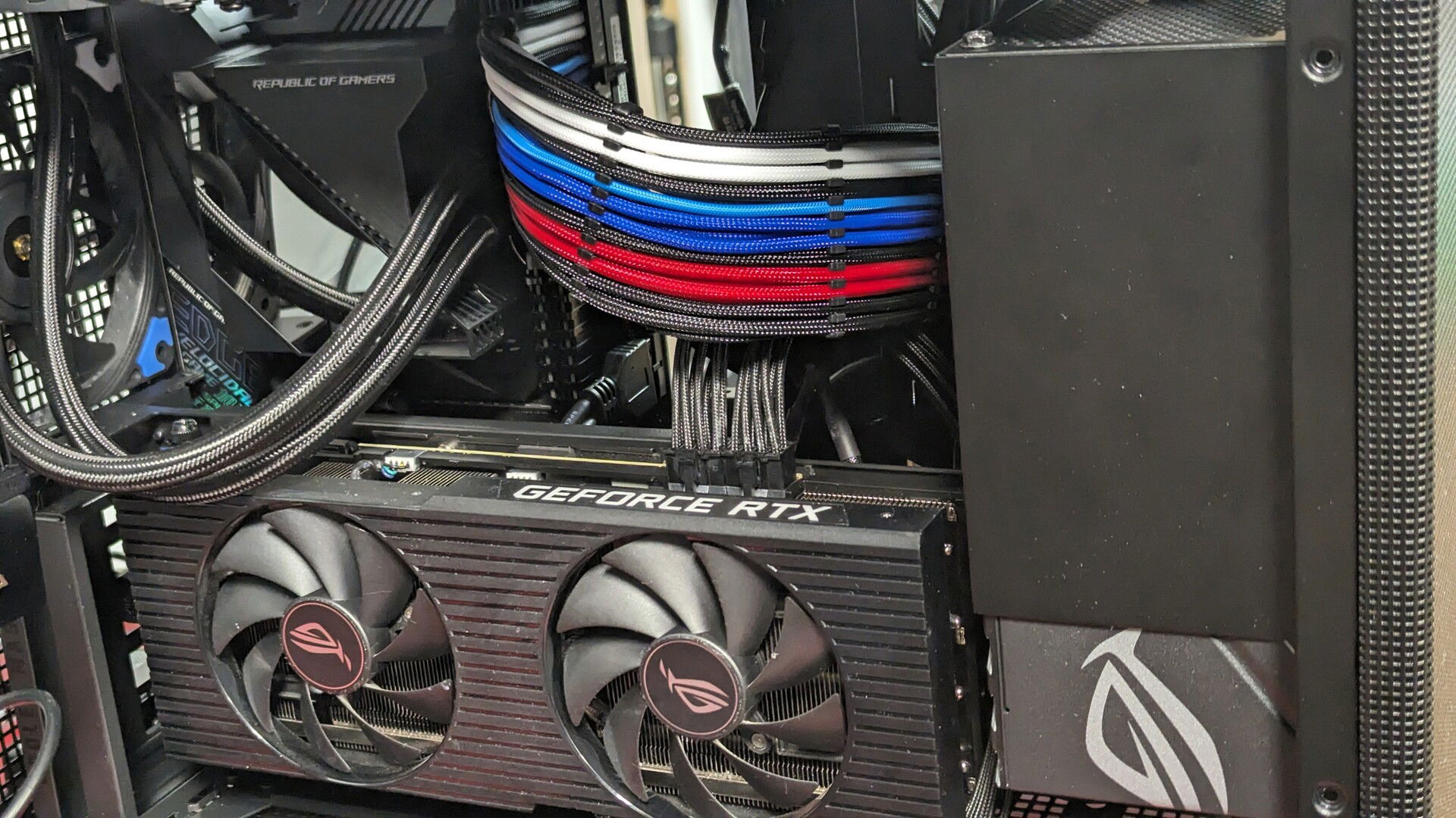 ASUS mini-Itx compact classic » builds.gg