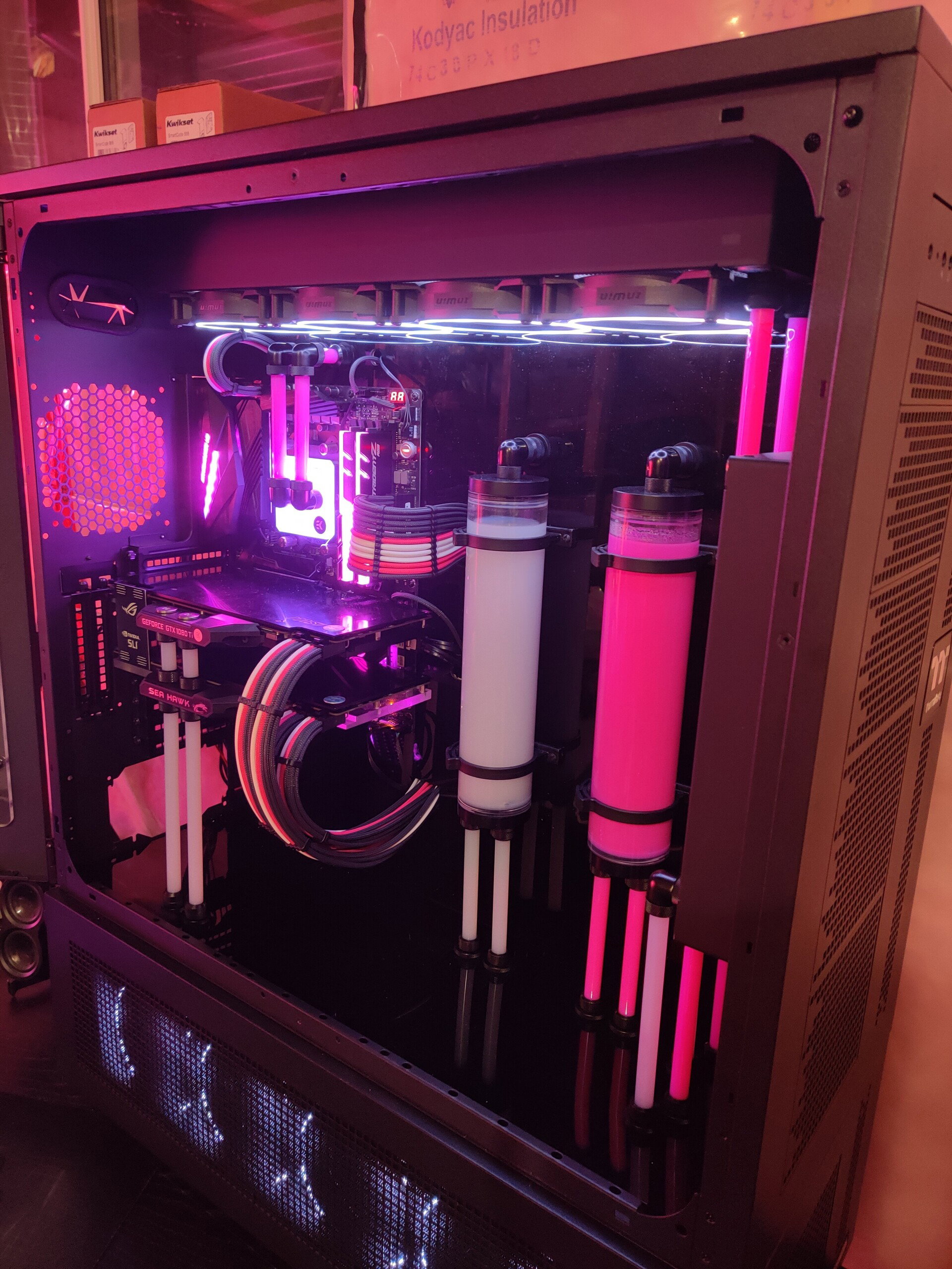 Mr. Pink and White » builds.gg