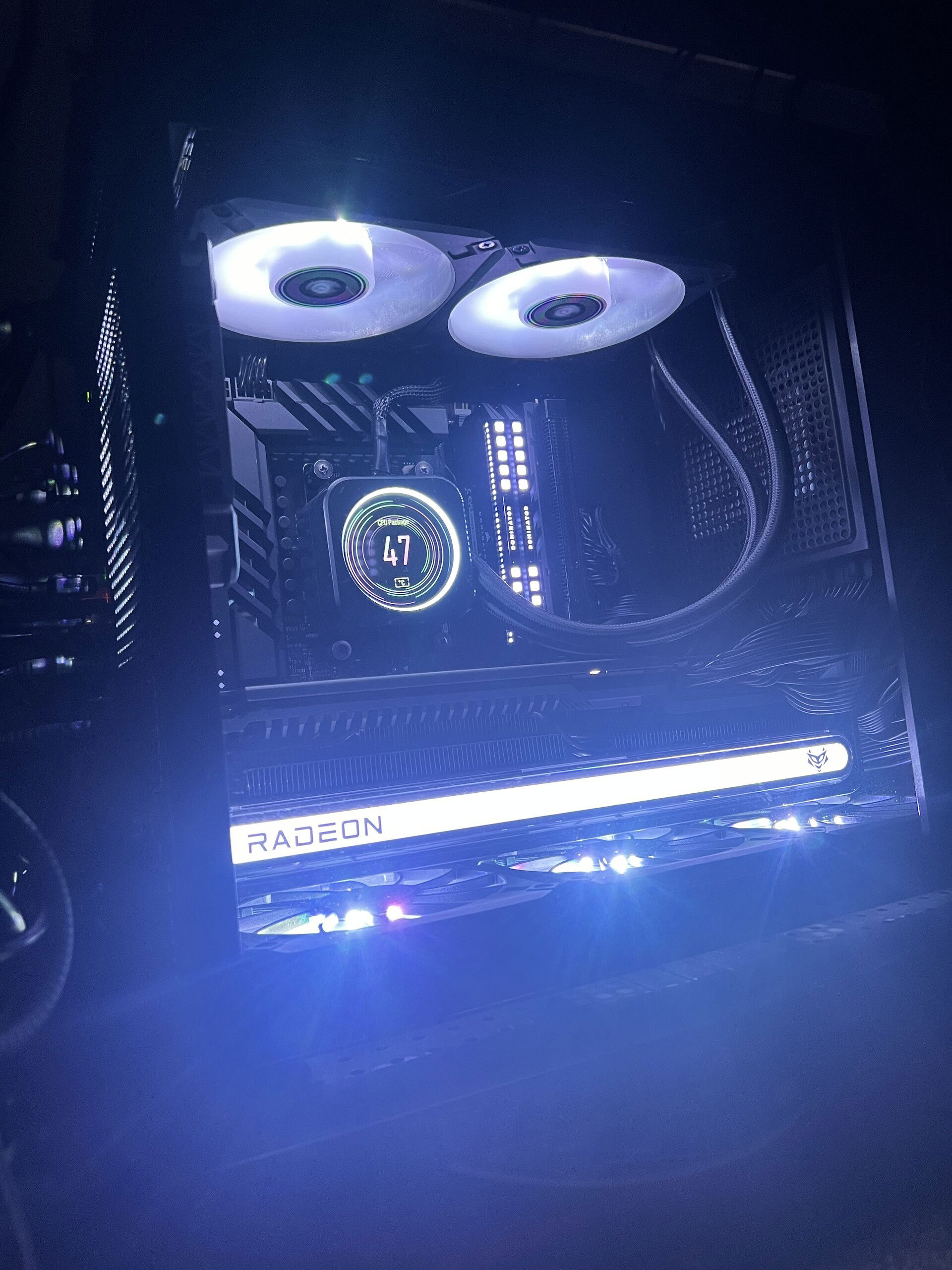 All AMD m-ATX Monster! » builds.gg