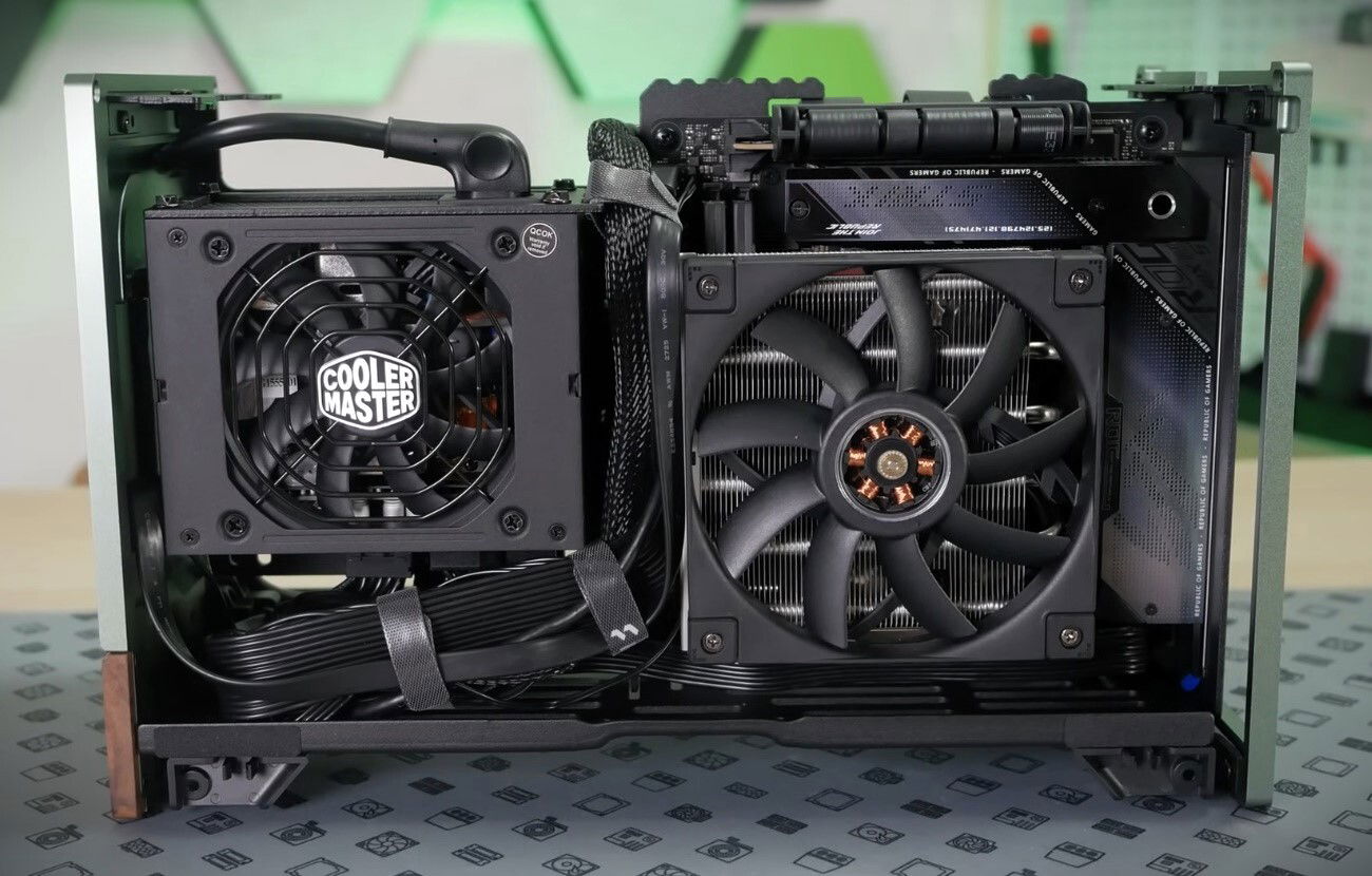 Fractal Terra Mini ITX | R7 7800X3D, RTX 4070 FE » builds.gg