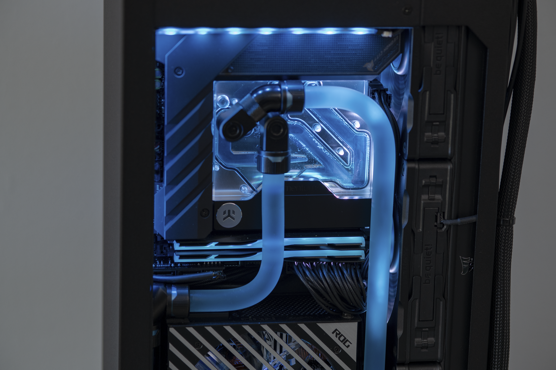 | Highrise | A discrete SFF custom loop » builds.gg