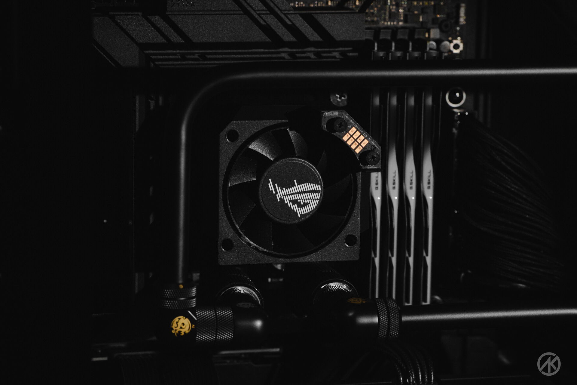 ROG RYUJIN III WB » builds.gg