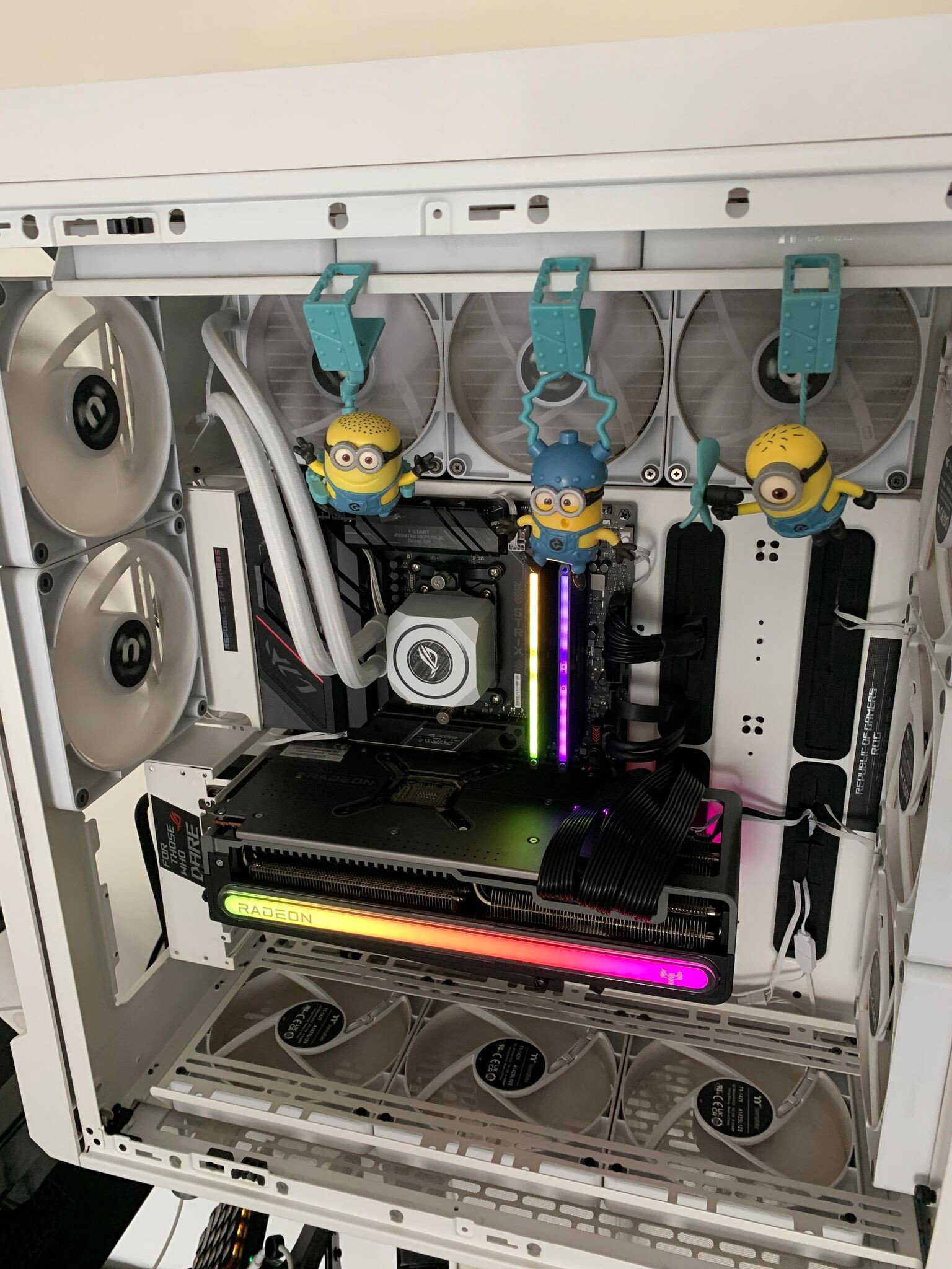 AMD Gaming build, 7800x3d, 7900xtx » builds.gg
