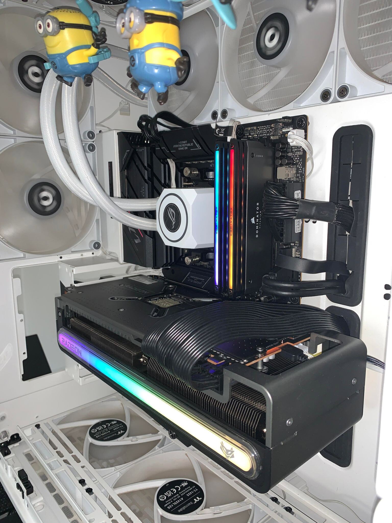 AMD Gaming build, 7800x3d, 7900xtx » builds.gg