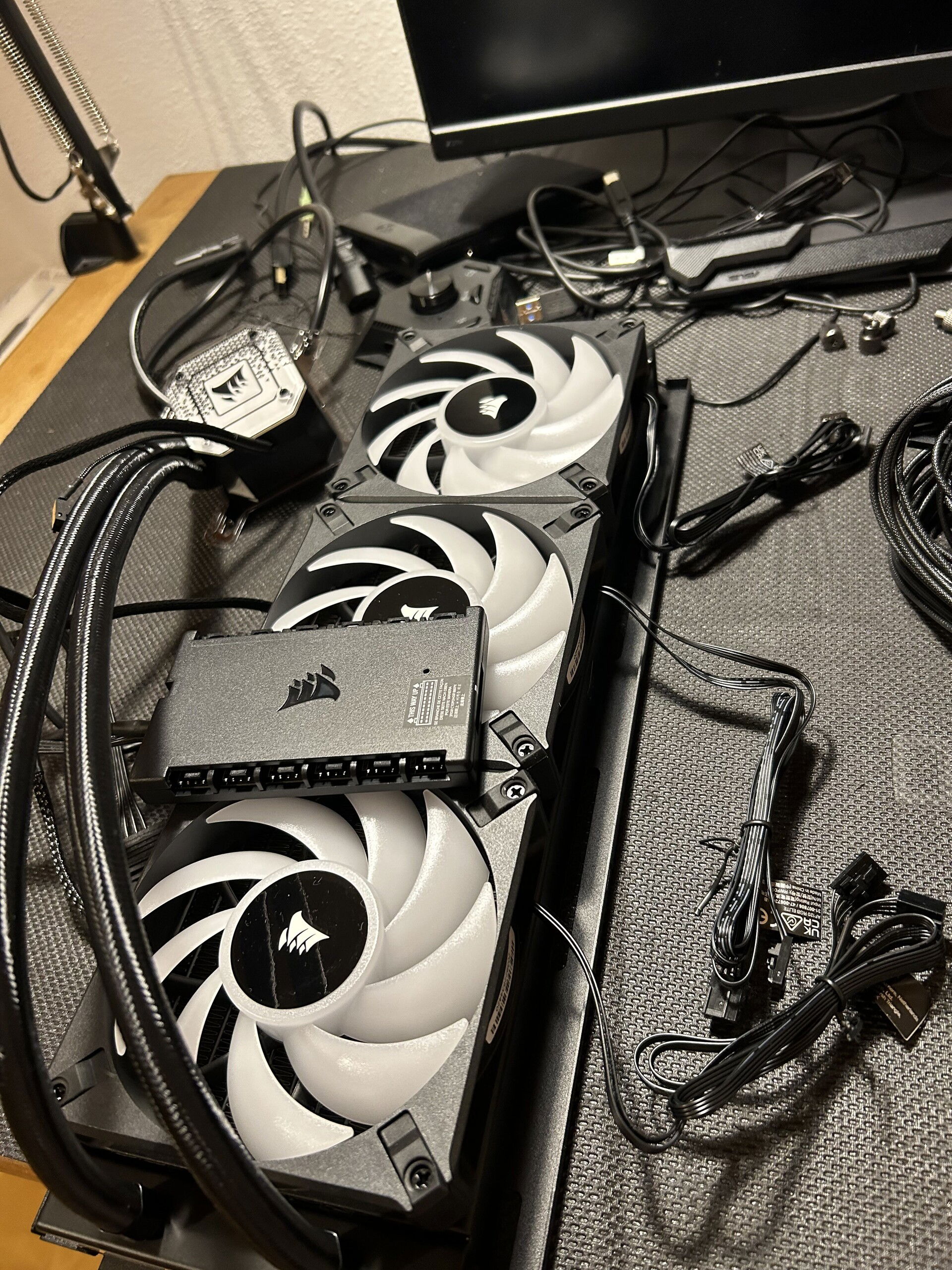 ITX Airflow Powerhouse [2000D / 14900K / 4090 / ITX] » builds.gg