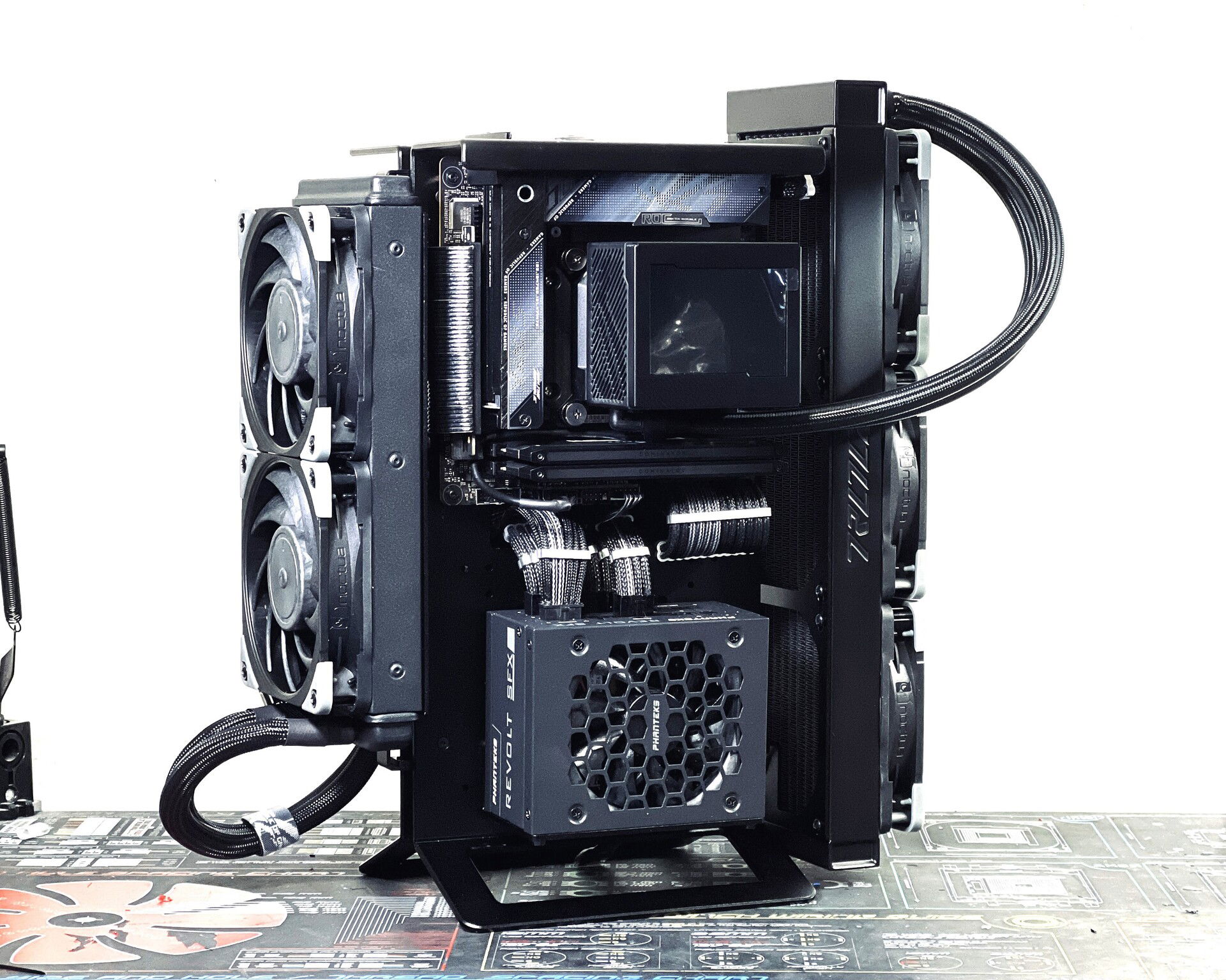 XTIA Xproto-L w/ 7800X3D, Ryujin III AIO, and MSI 4090 Suprim Liquid ...