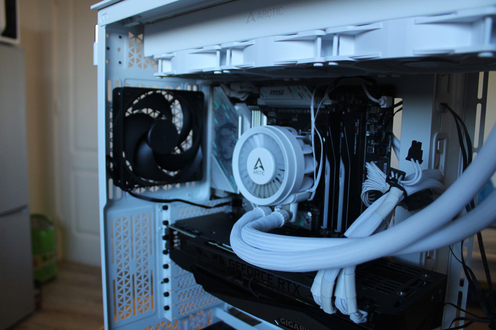 Main Gaming Rig / Turbo Bella » builds.gg