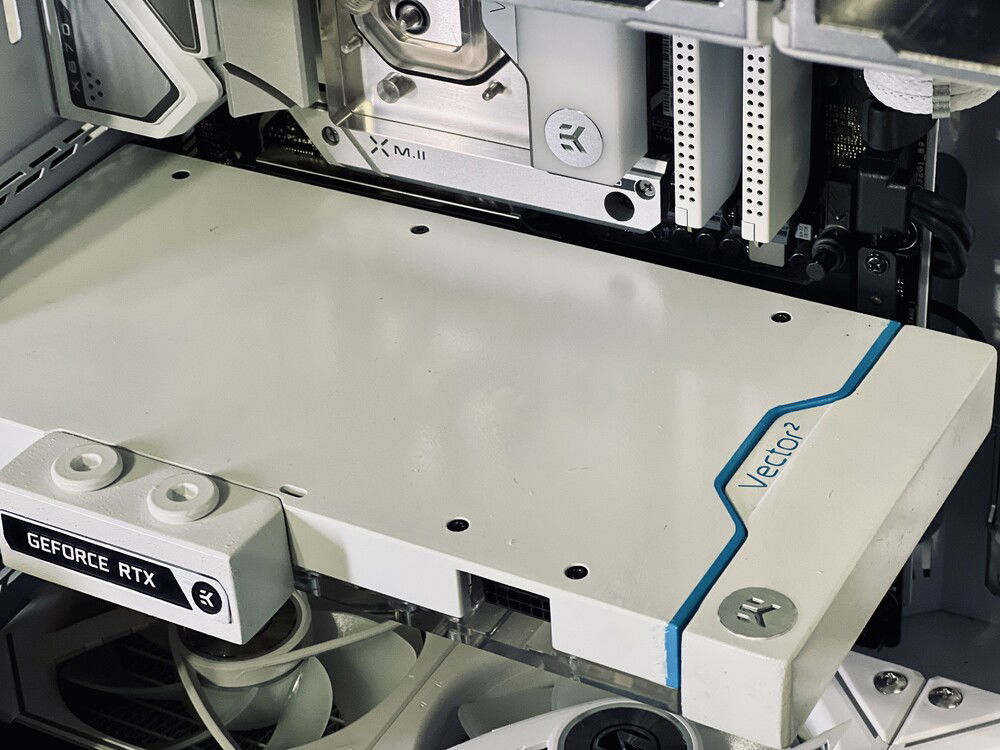 Lian Li O11D Mini with dual 360 rad custom loop » builds.gg