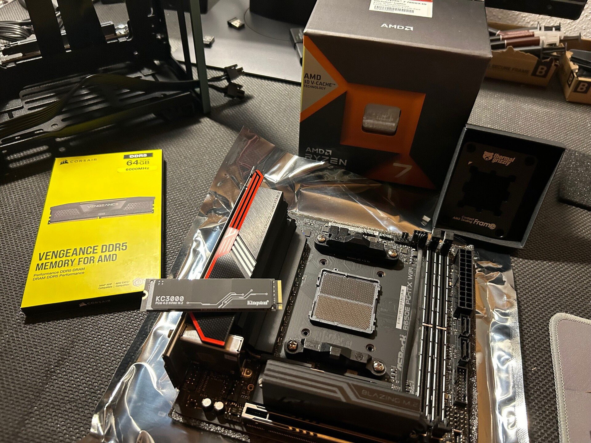 [high end] Fractal Design Terra with 2 case fans » builds.gg