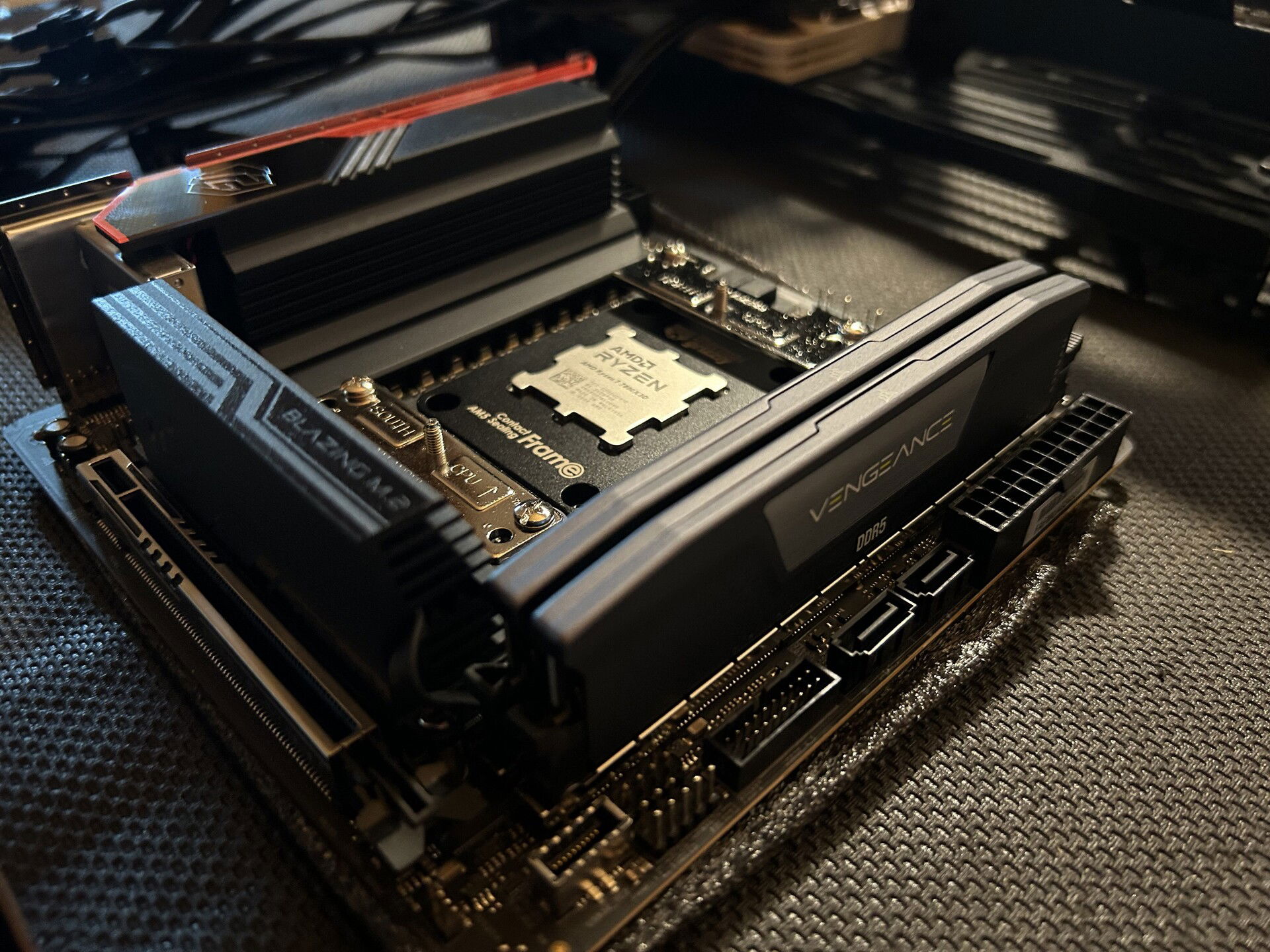 [high end] Fractal Design Terra with 2 case fans » builds.gg