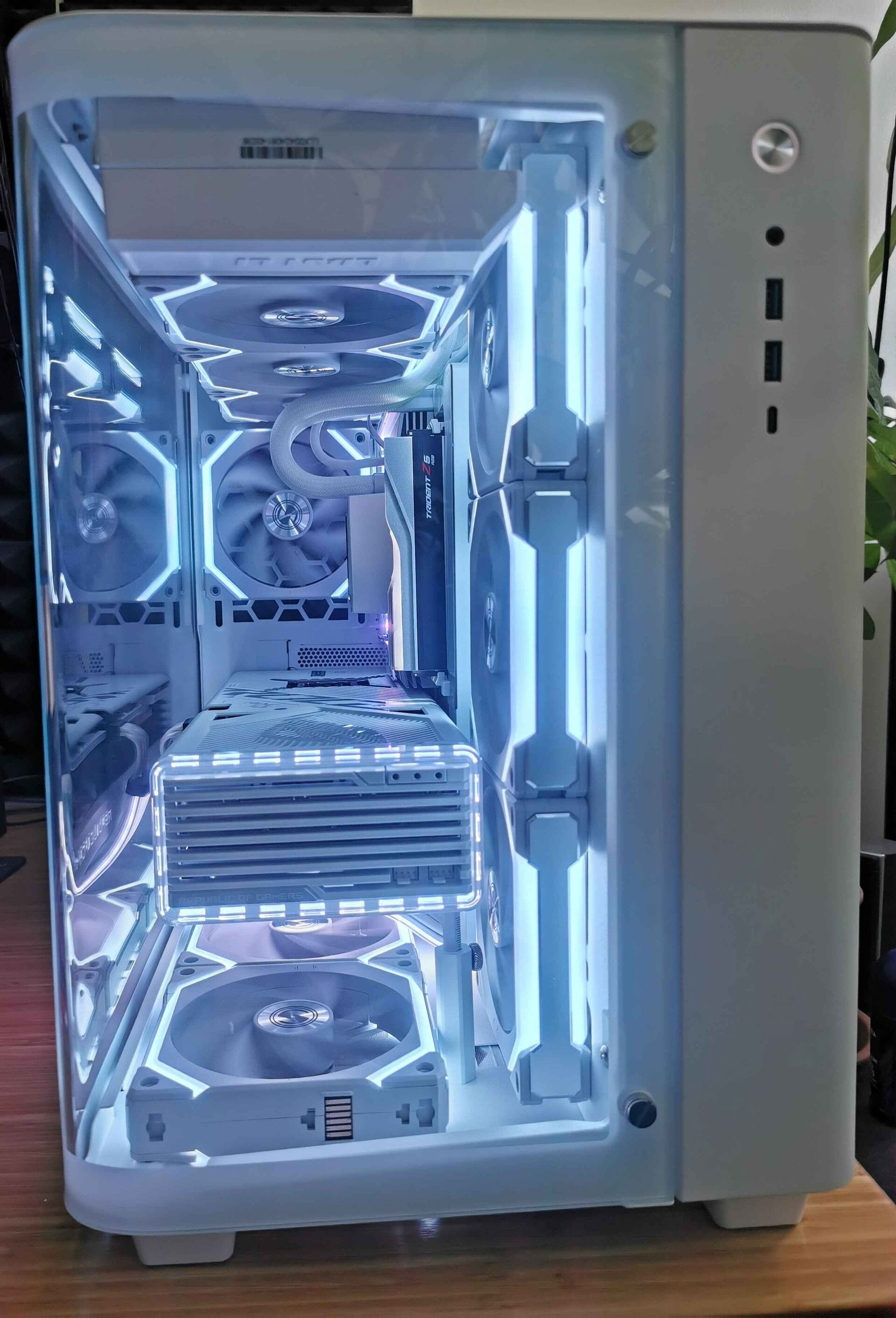 Back-Connect White Build » builds.gg