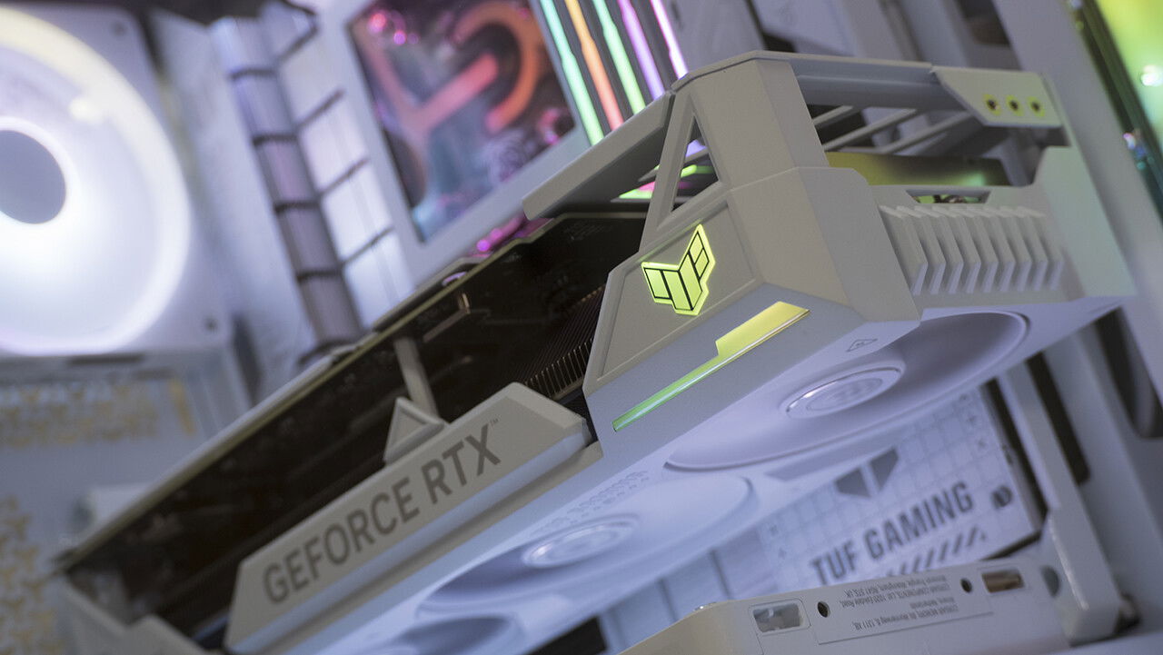 CORSAIR 3500X White BTF Build | Cable-less Tube-less Water Cooled ...