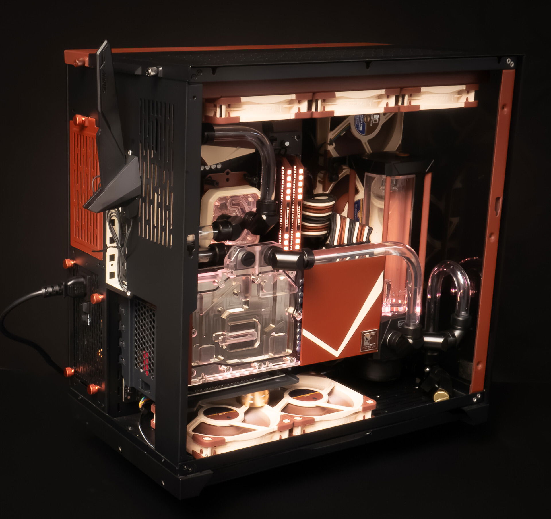 Noctua Custom Loop » builds.gg