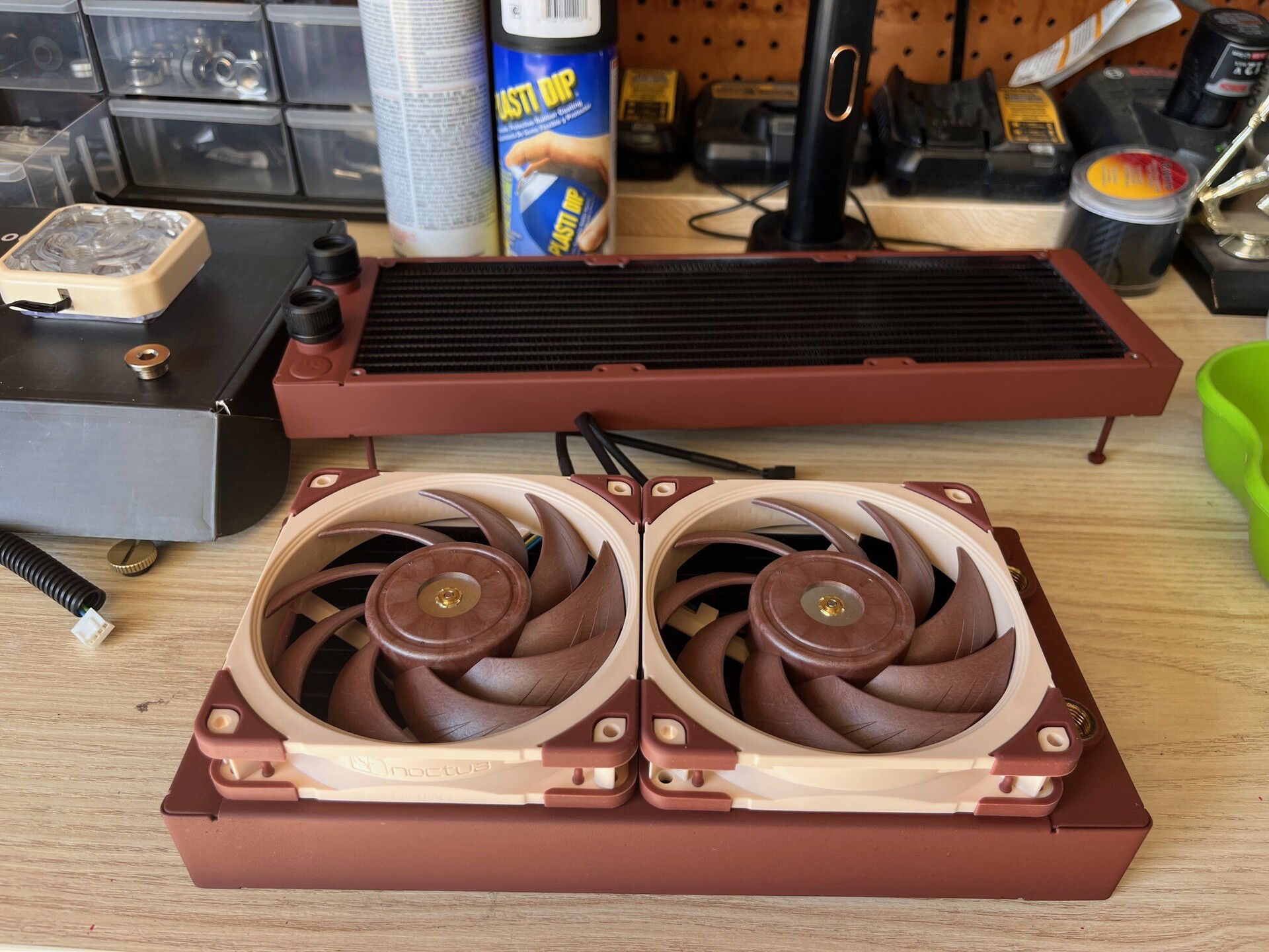 Noctua Custom Loop » builds.gg