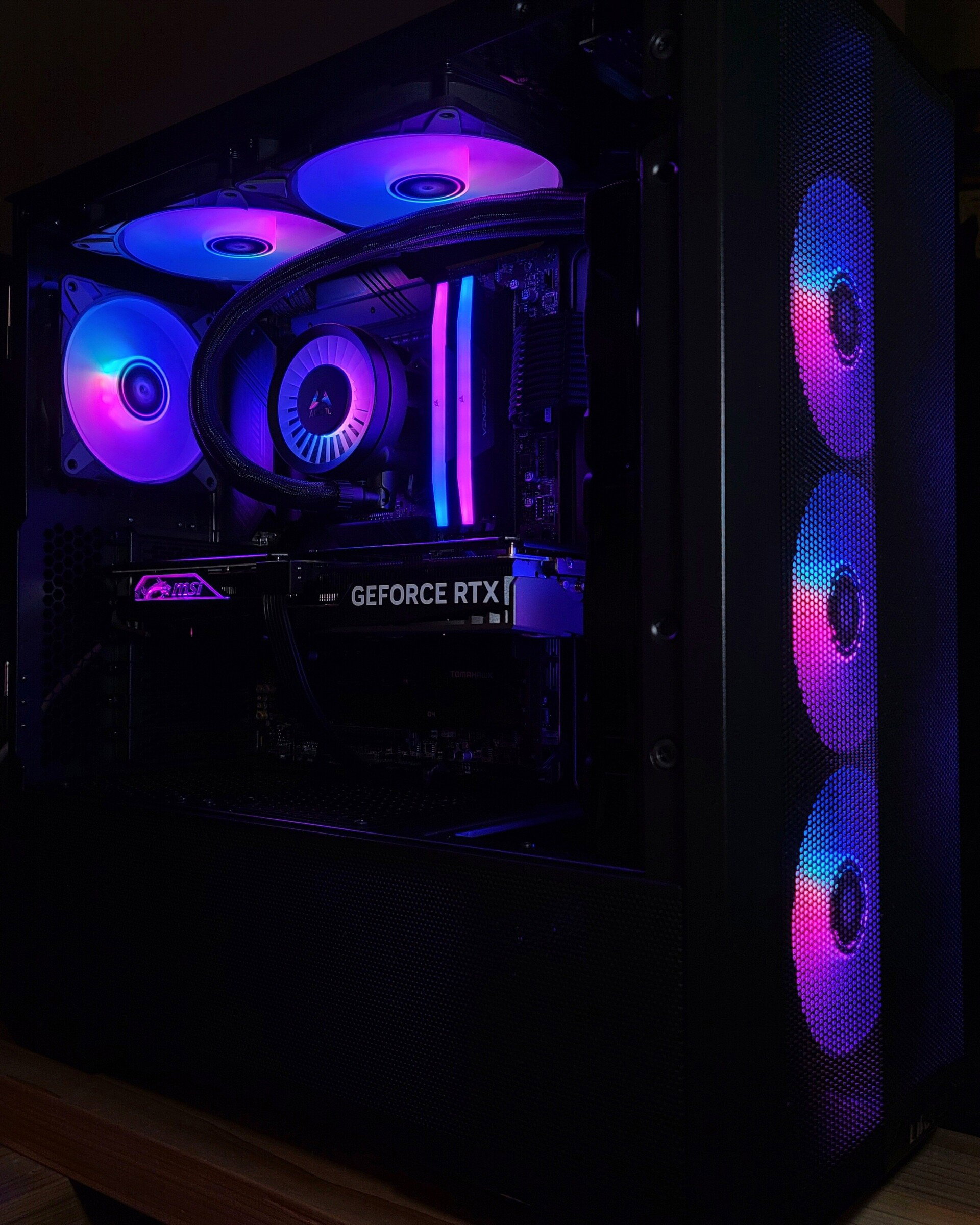 i5 14600KF Lancool build » builds.gg