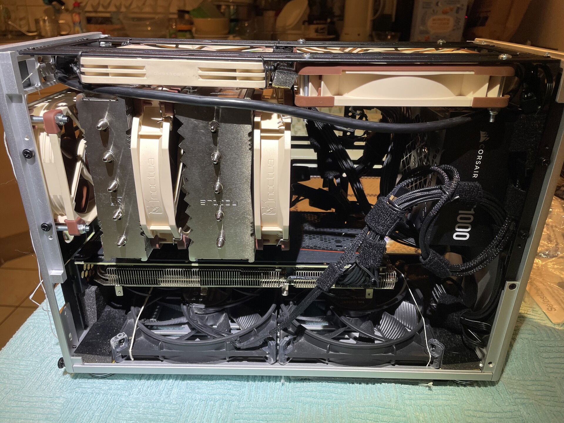 Silver Air-NCase M2 + RTX 5080 » builds.gg