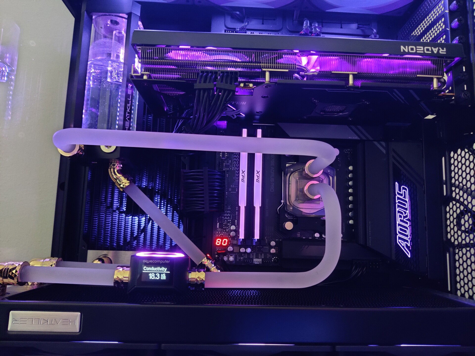 Lian Li O11 Dynamic EVO RGB Black/Gold » builds.gg