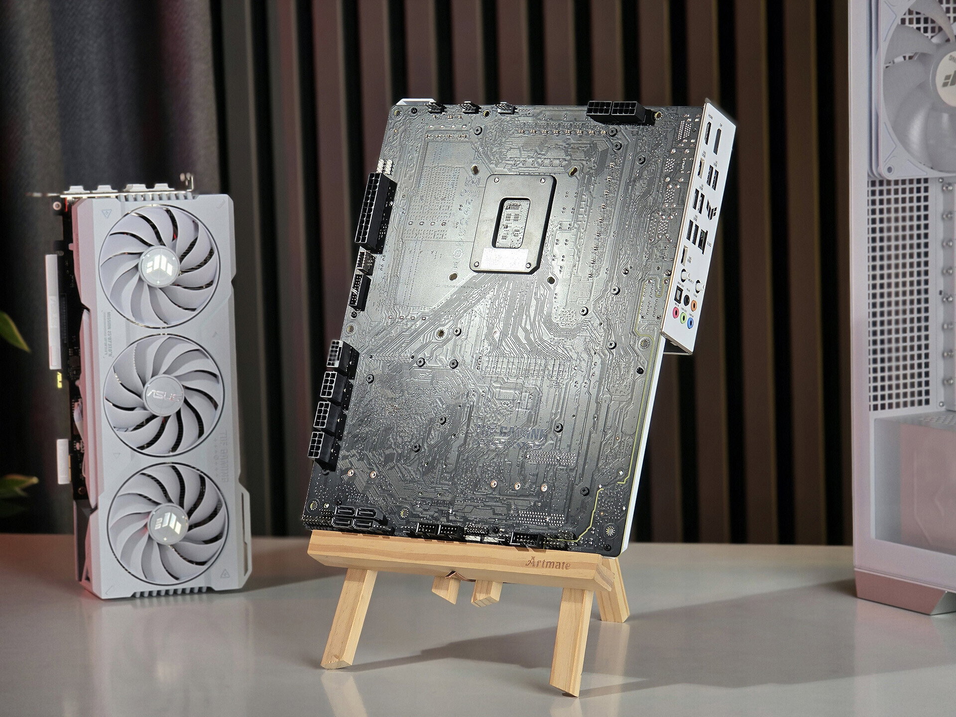 Asus BTF custom build by neSSa » builds.gg