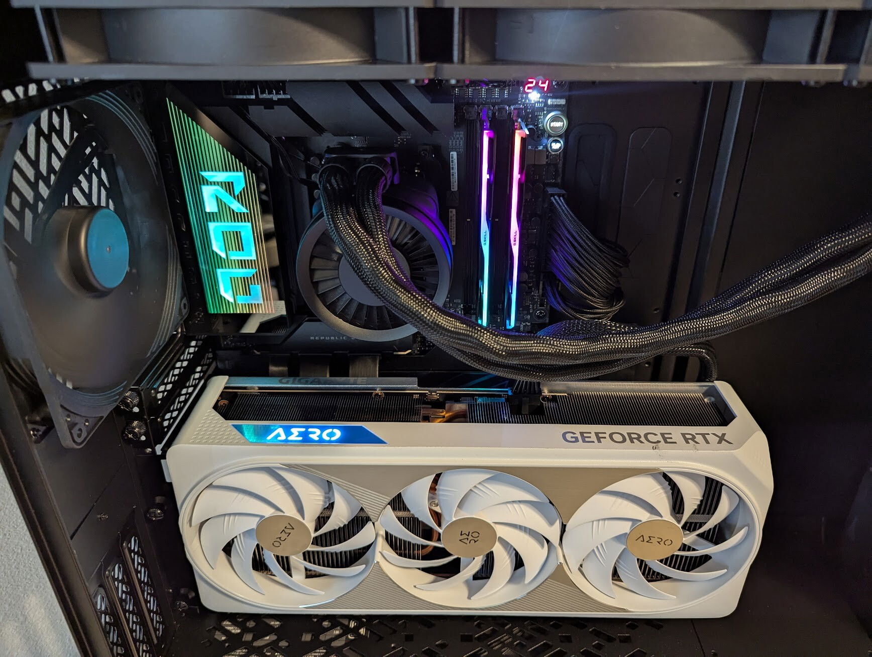 2025 Fractal Design Meshify 2 XL Build » builds.gg