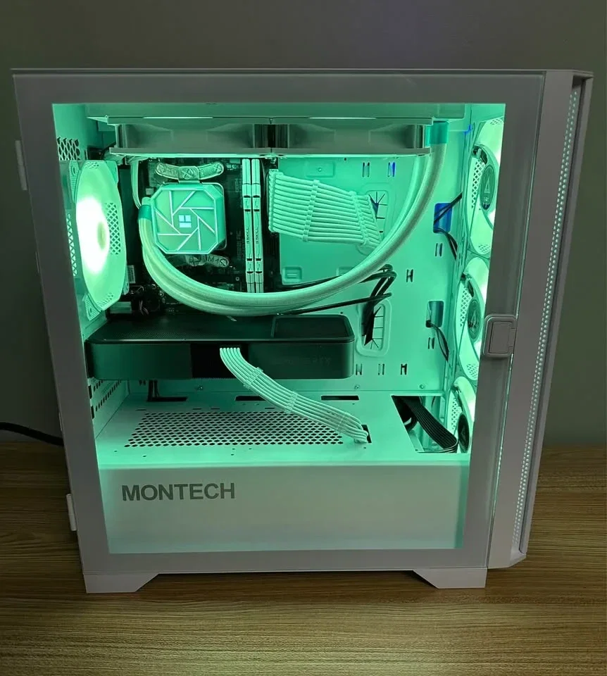 White aRGB w NVIDIA RTX FE + AIO » builds.gg