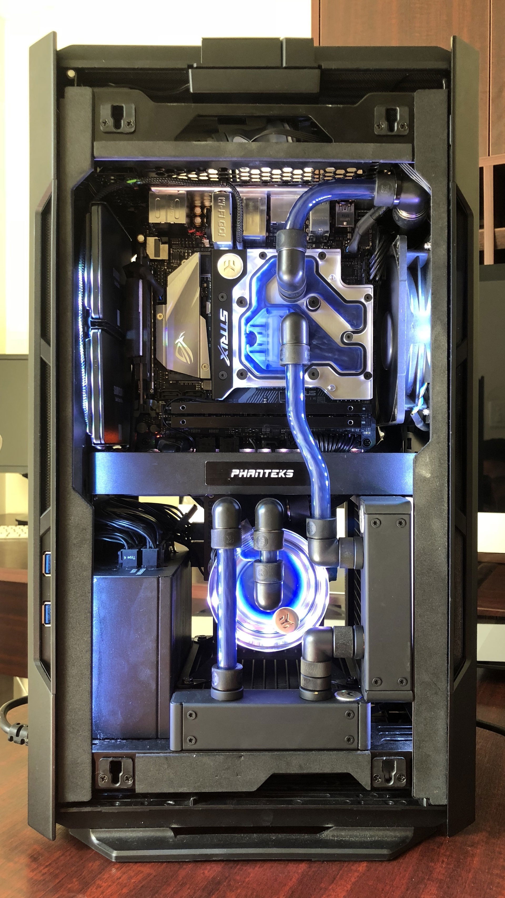 Hardline mITX Build with a Small Footprint » builds.gg