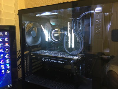 Custom Wall PC » builds.gg