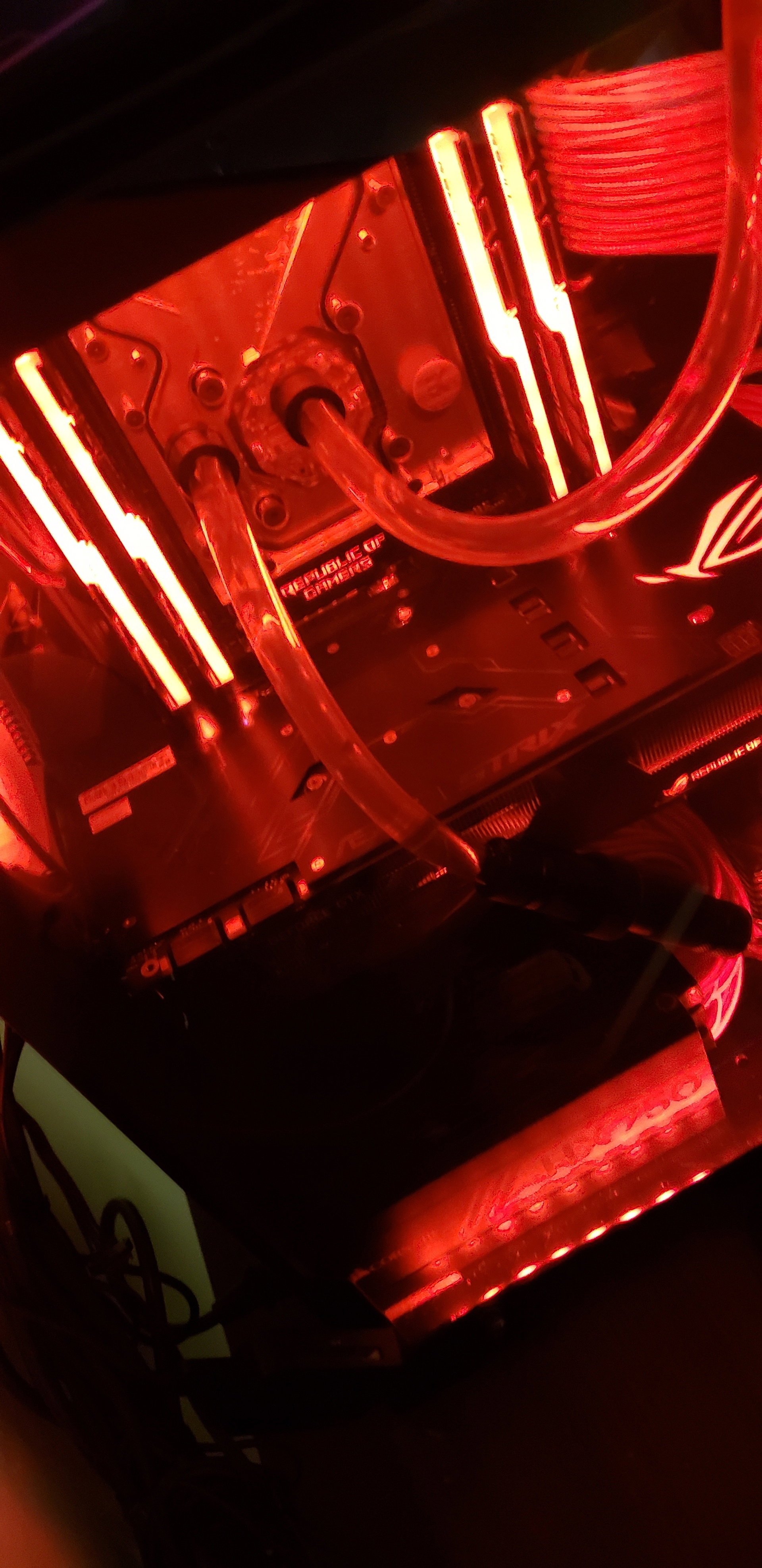 ASUS ROG Strix Gaming Desktop » builds.gg