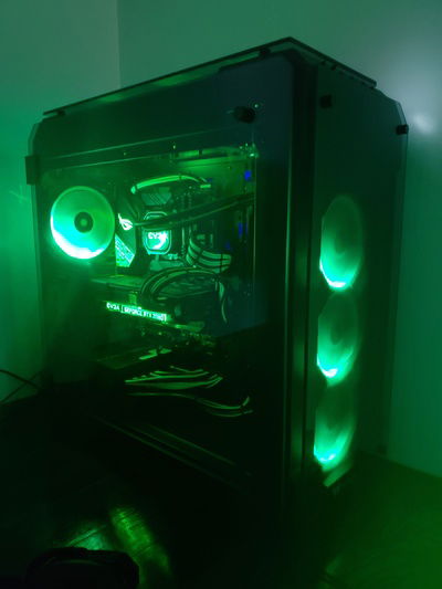 IRON MAN THEME CUSTOM PC » builds.gg