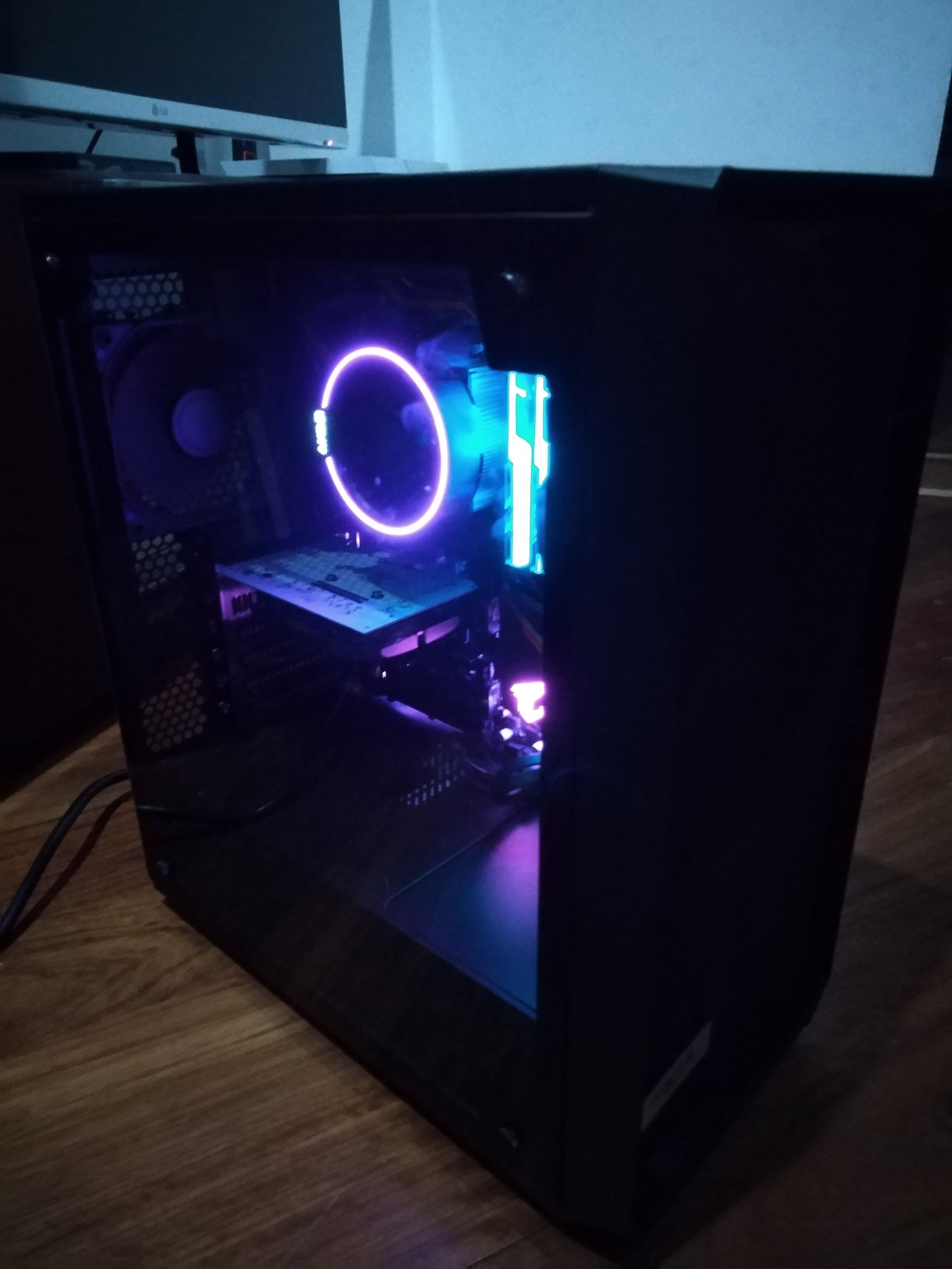 Needs a *real* GPU » builds.gg