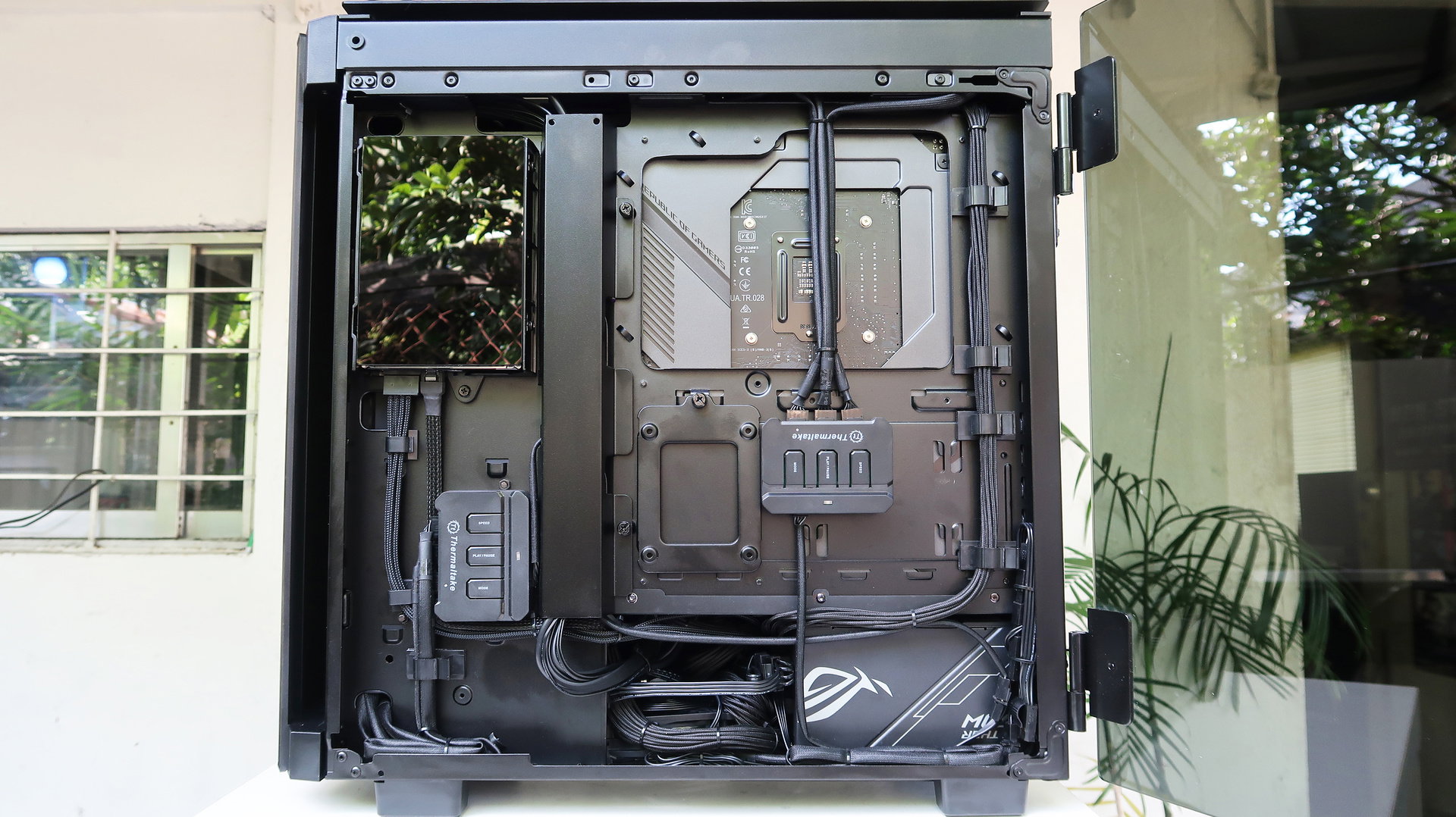 Custom Pc Build #53 " Obsidian " Corsair 500D Bound to Canada » builds.gg
