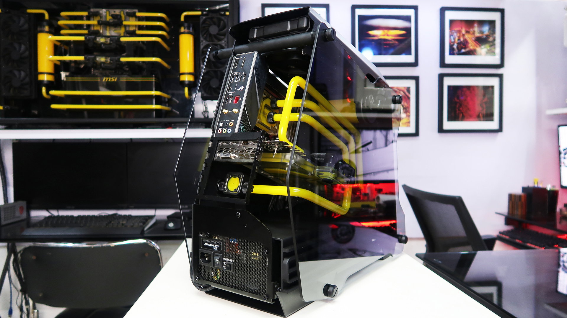 Custom Pc Build #51" Rogue " Cougar Conquer Essence » builds.gg