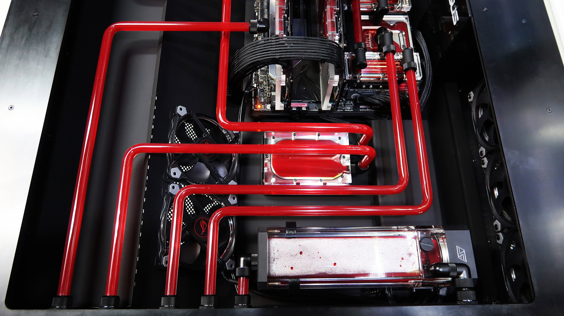 Custom Pc Build #47 "Project ROG" Lian Li DK-05X Desk Build Asus ...