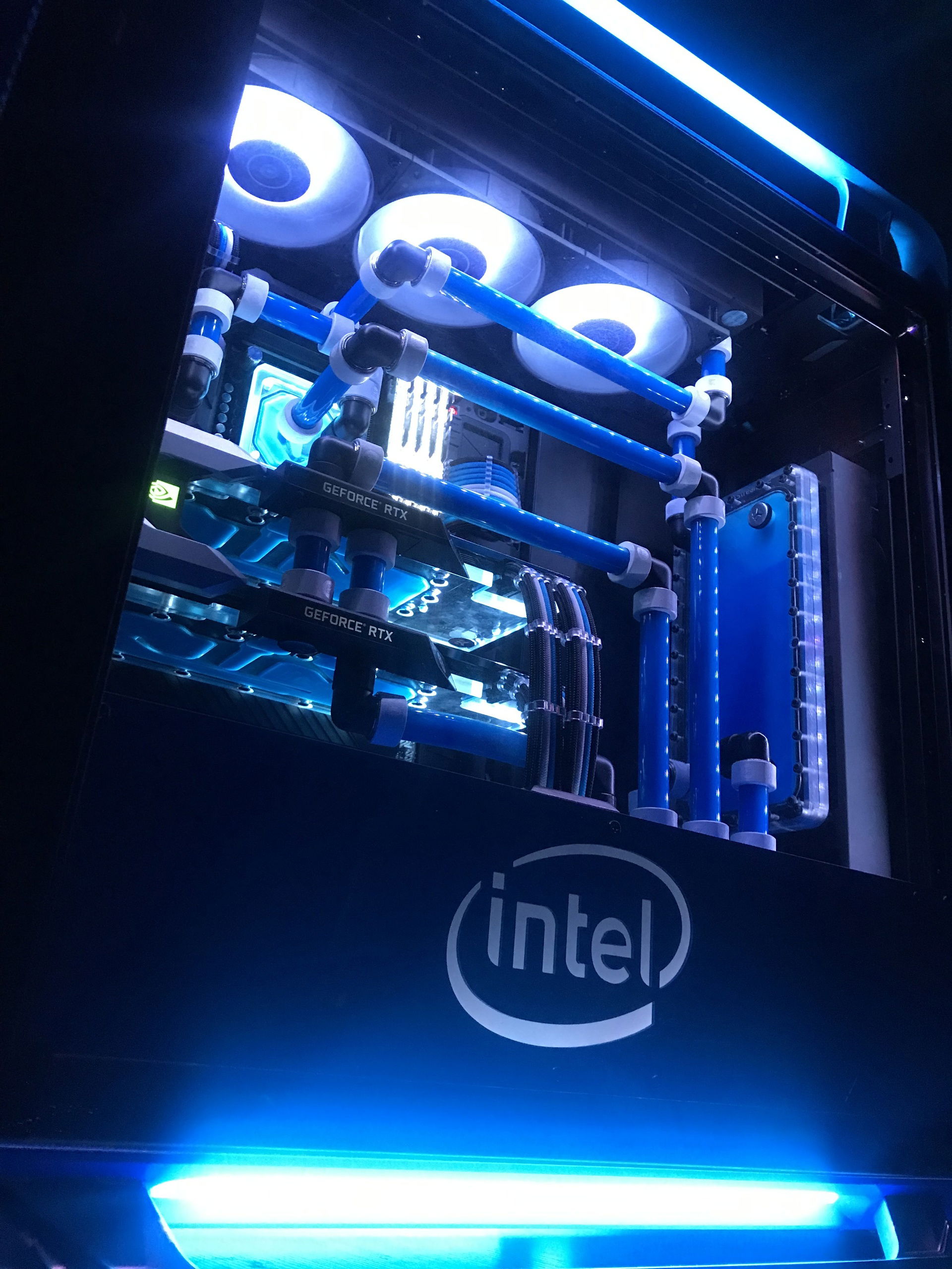 Intel 50 years anniversary » builds.gg