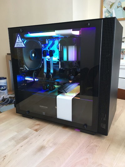 The Scandinavian - A minimalist oak wood PC case » builds.gg