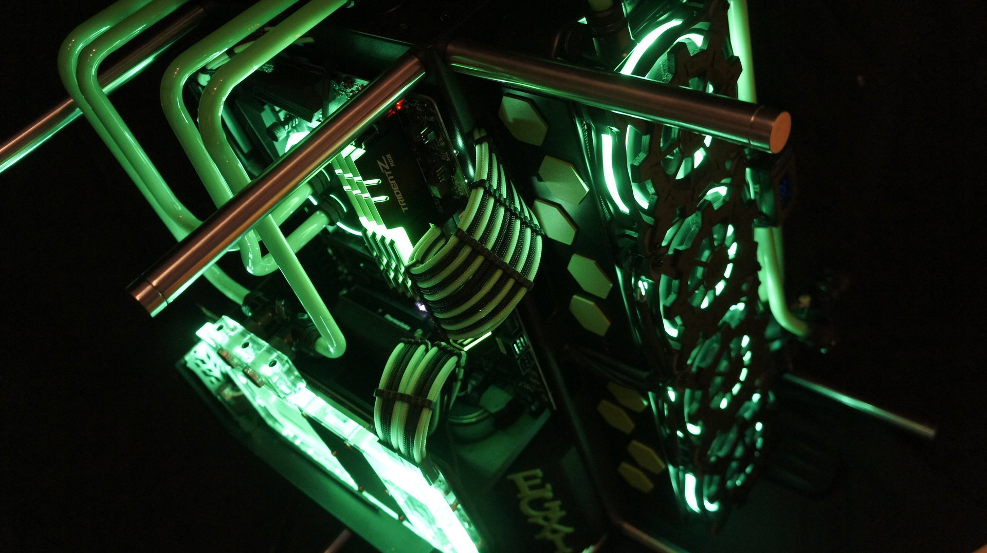 Green hexagon » builds.gg