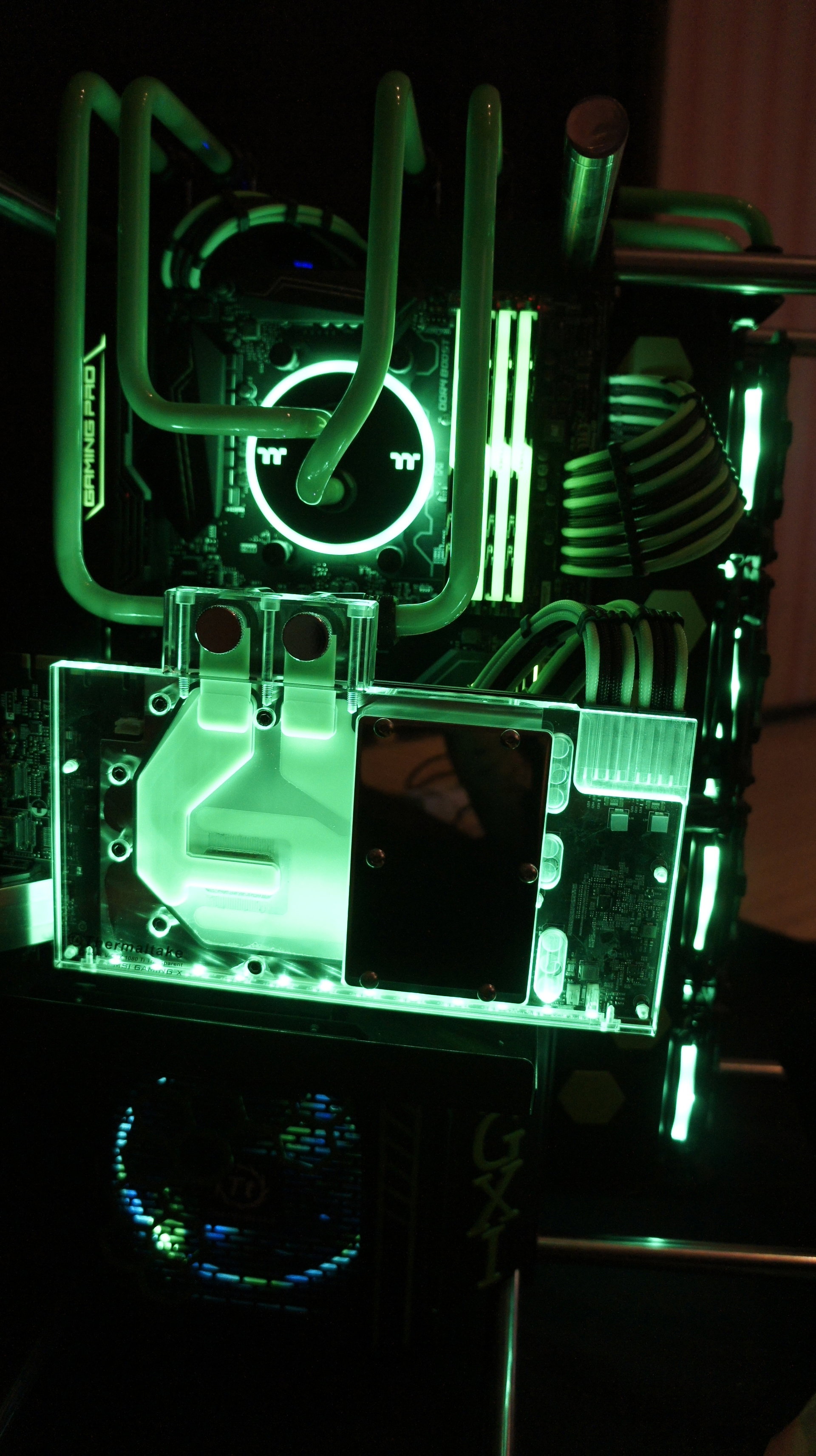 Green hexagon » builds.gg