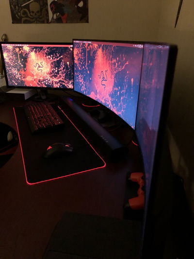 RED gaming pc » builds.gg