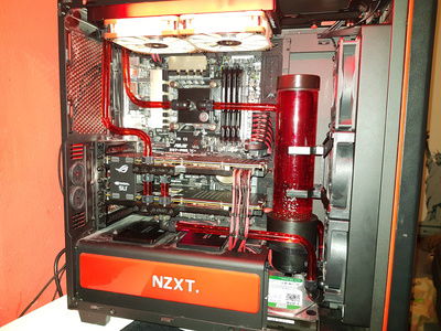 RED gaming pc » builds.gg