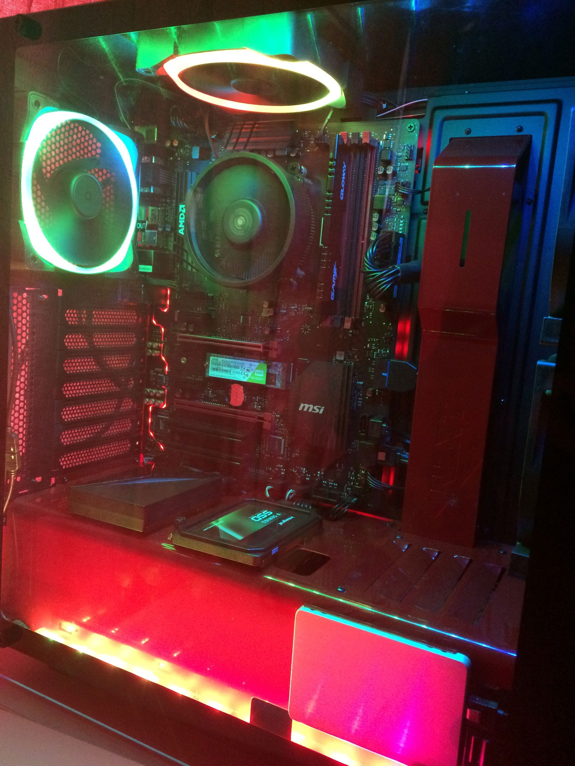 Red & Black Themed Custom Build » builds.gg