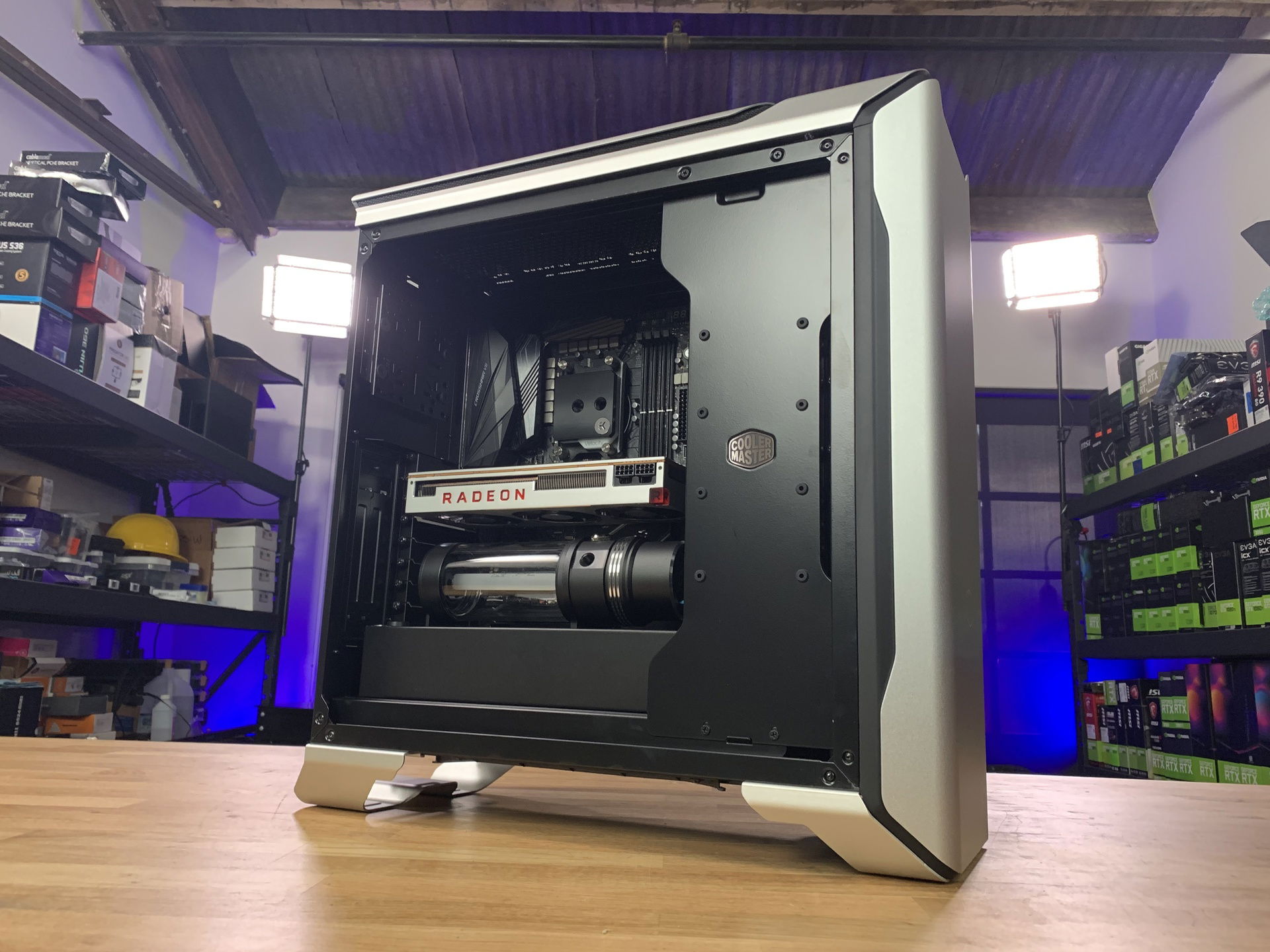 Custom AMD Radeon 7 PC (Name Pending) » builds.gg