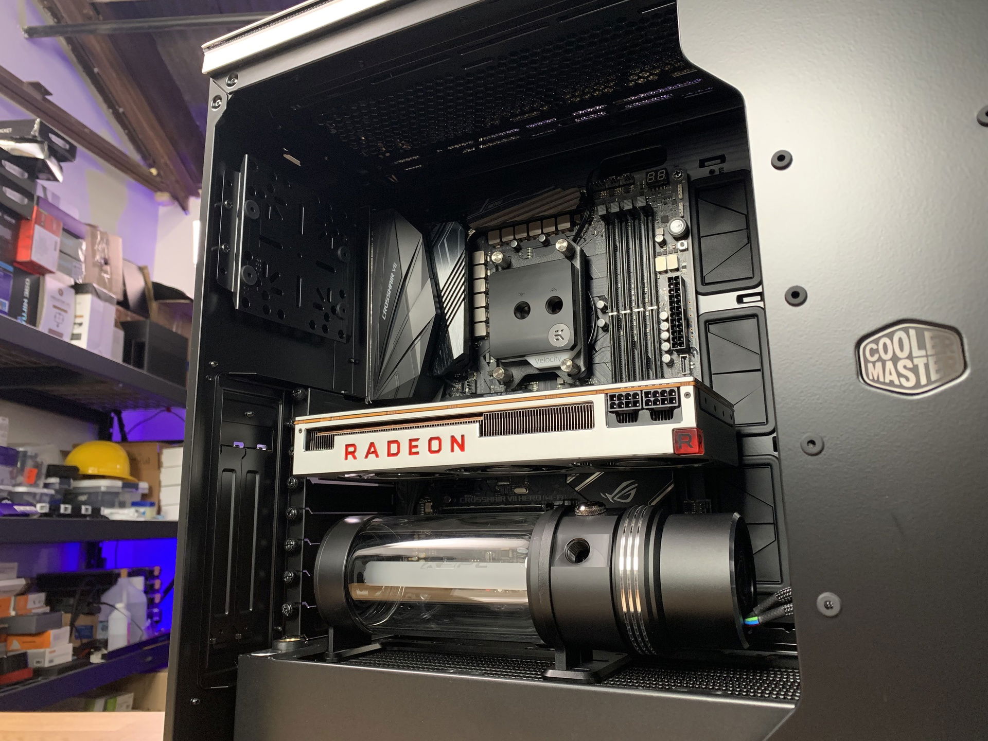 Custom AMD Radeon 7 PC (Name Pending) » builds.gg