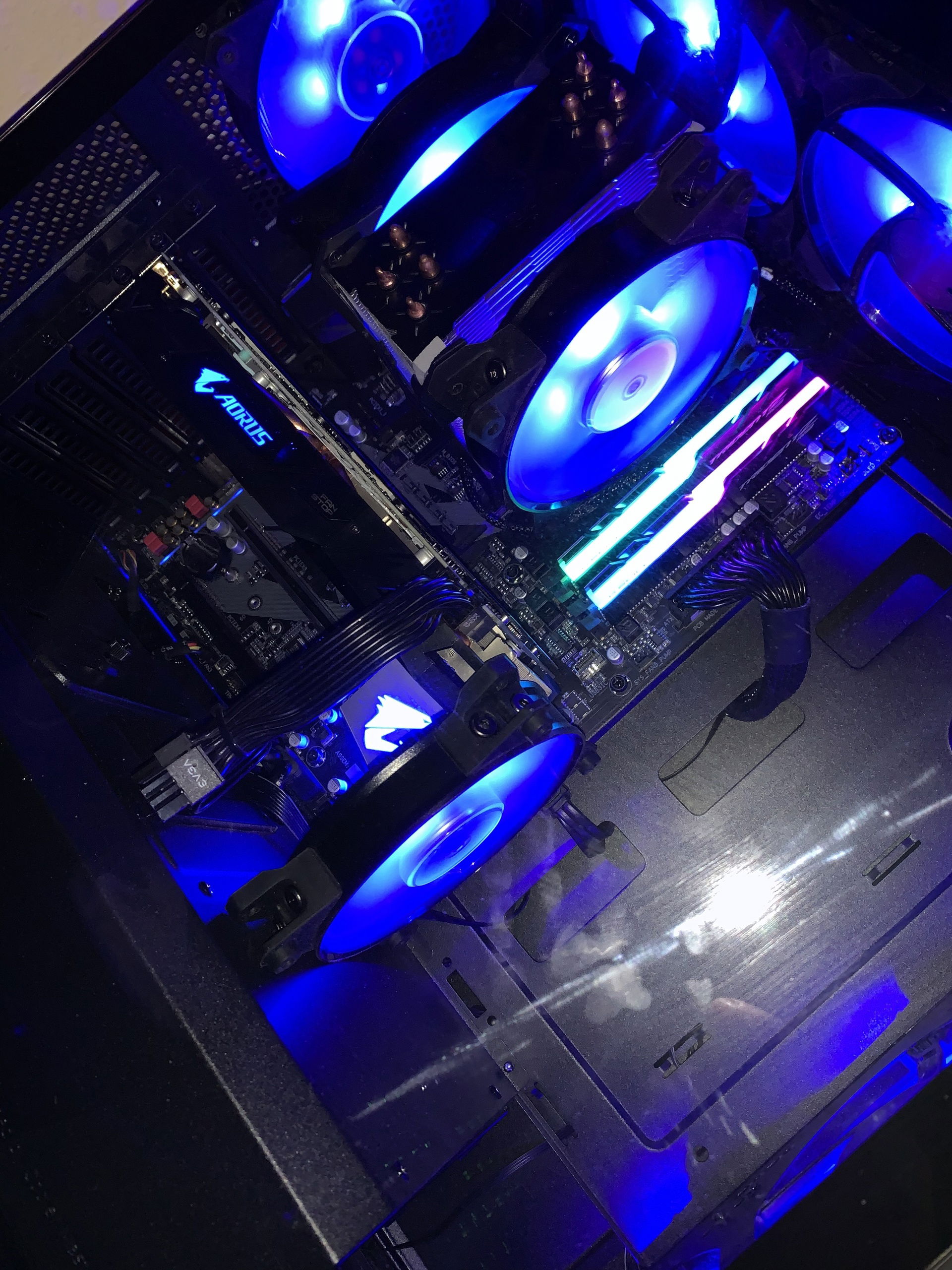 Aorus AMD Build 2018 » builds.gg