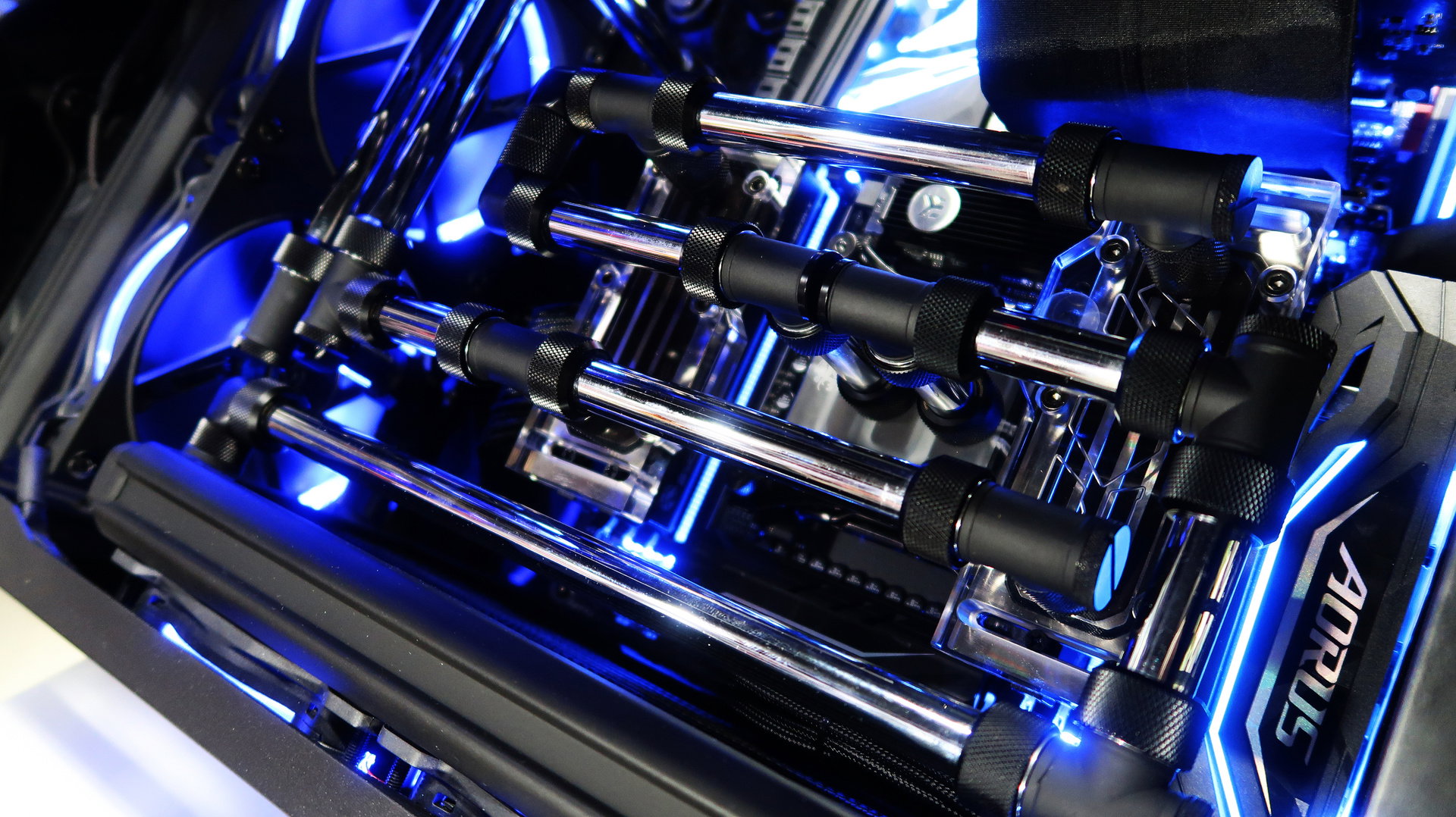 Custom Pc Build #43 "Dark Icarus" Quadstellar Gaming and Streaming ...