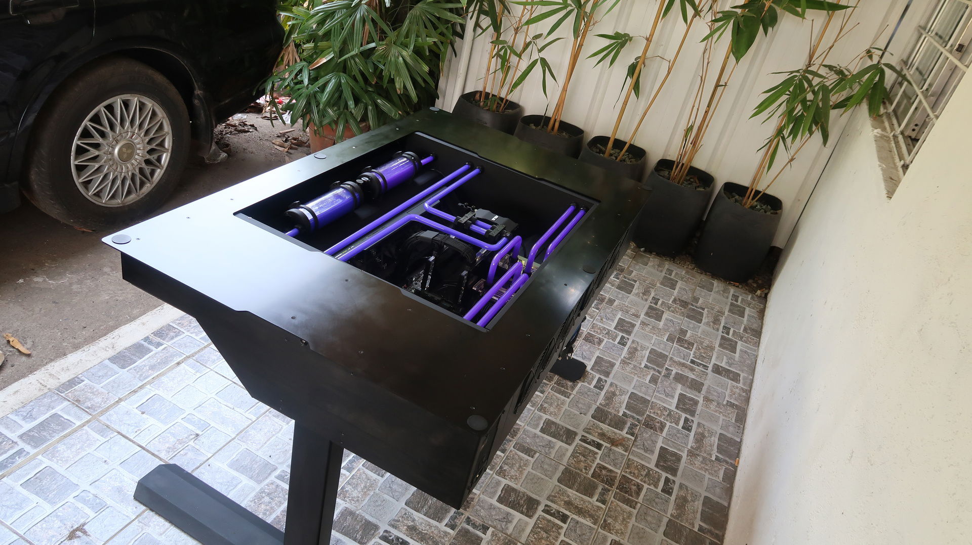 Custom Pc Build #40 "Genesis" Lian Li Dk-04 Beastly Watercooled Desk PC ...