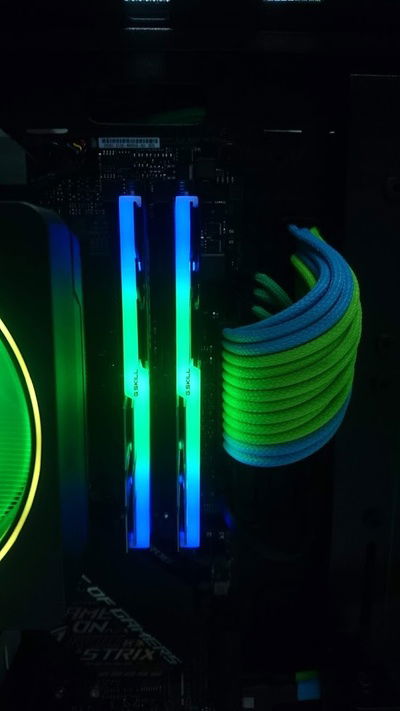 Miami Vice (Meshify C Custom Loop) » builds.gg