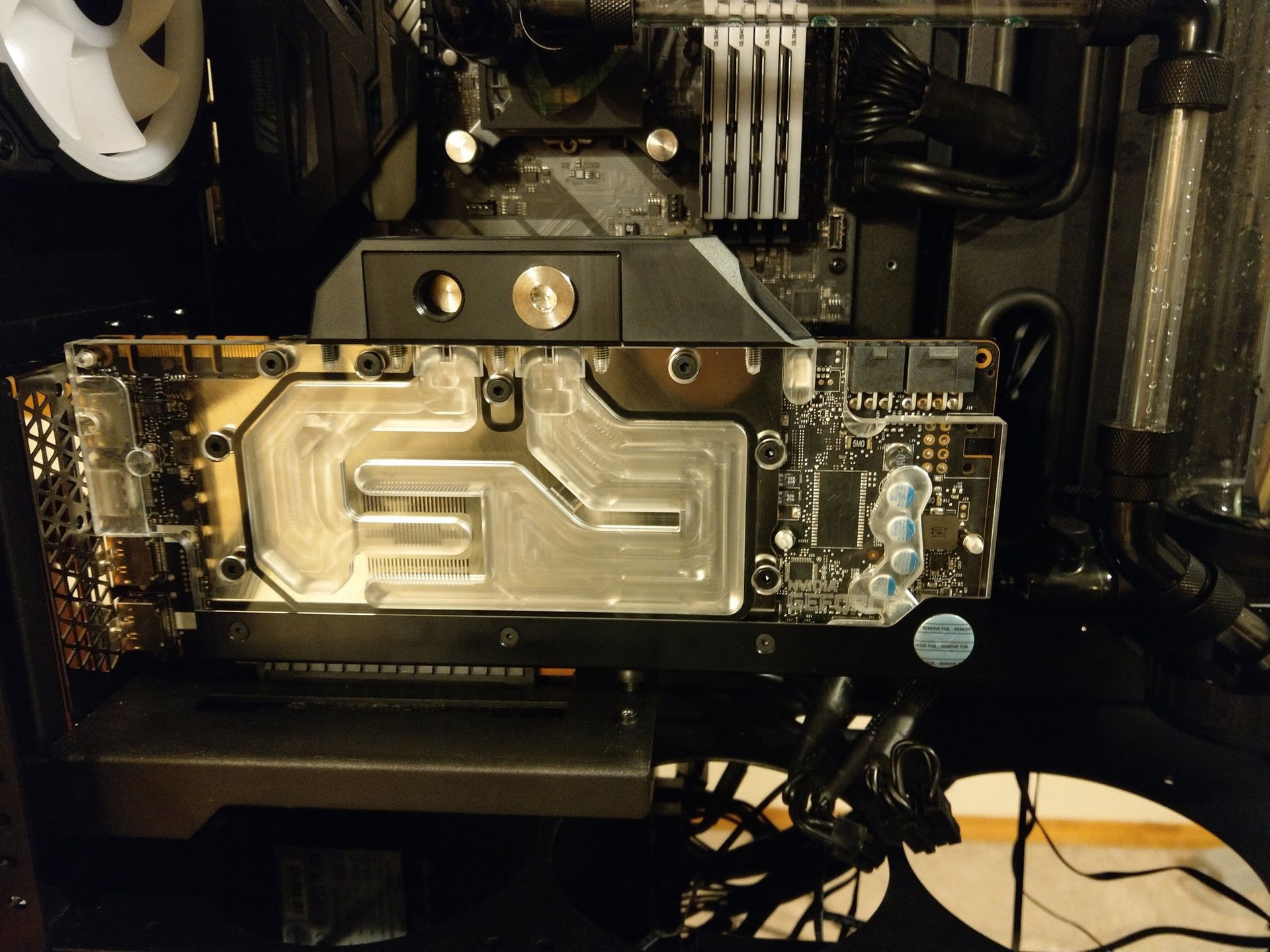 First Dual-Loop Hardline Build (Black and Green w/ UV) » builds.gg