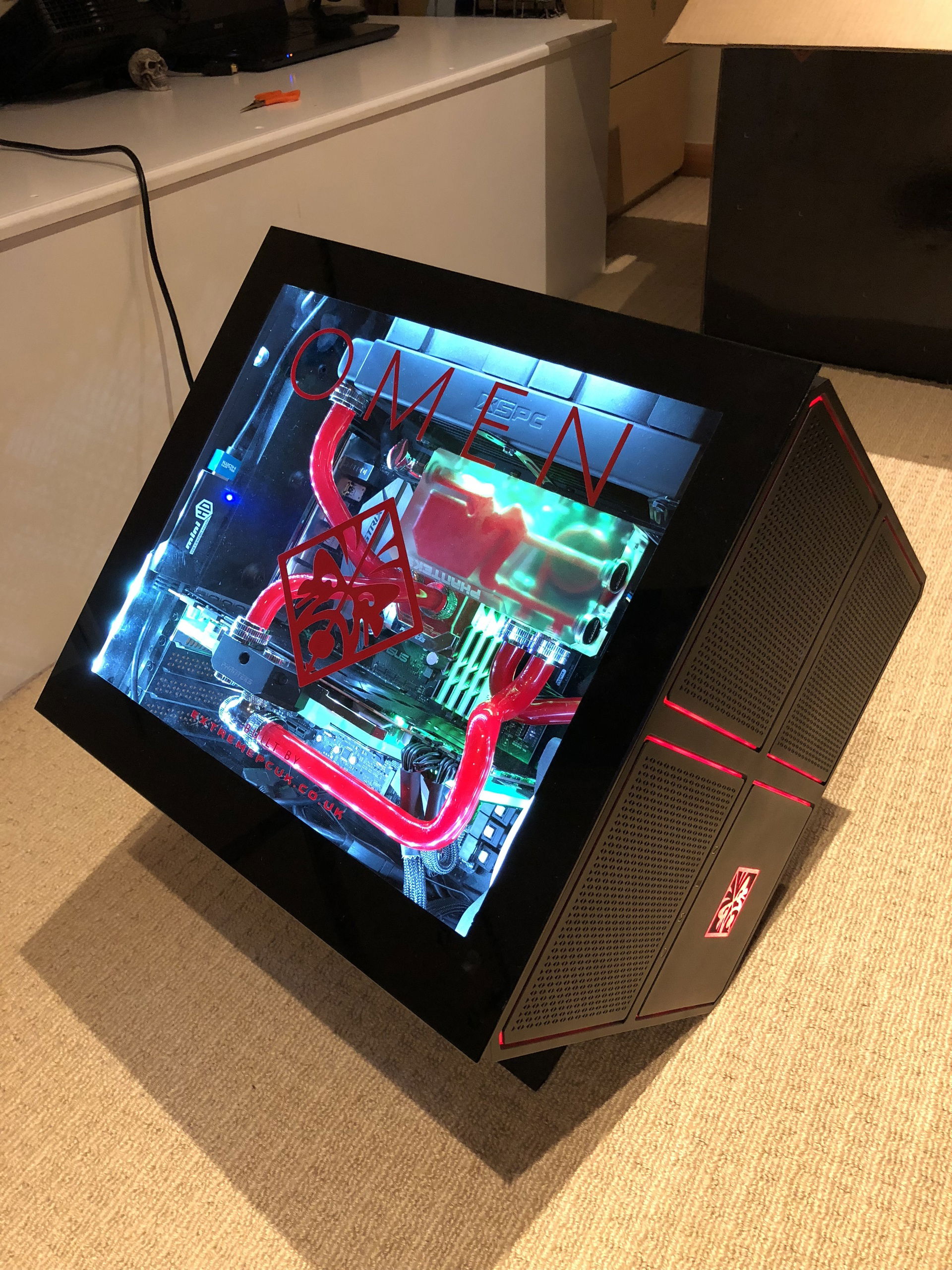 Red Tesseract » builds.gg